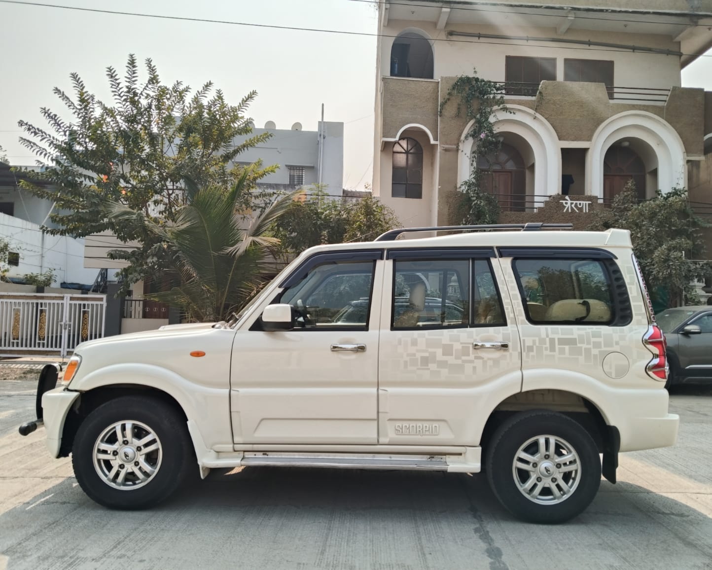 Buy Used Mahindra Scorpio VLX 2WD 7S BSIV of 2012 model @ 5,11,000 INR ...