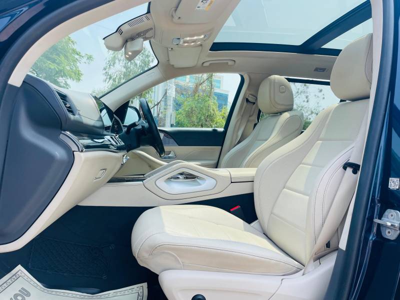 Buy Used Mercedes-Benz GLS 450 4MATIC BSVI of 2020 model @ 74,95,000 ...