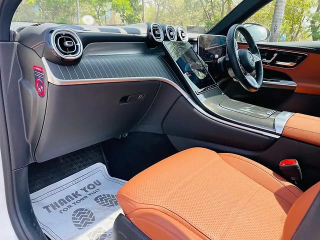 Buy Used Mercedes-Benz GLC 220d of 2025 model @ 72,95,000 INR in Mumbai ...