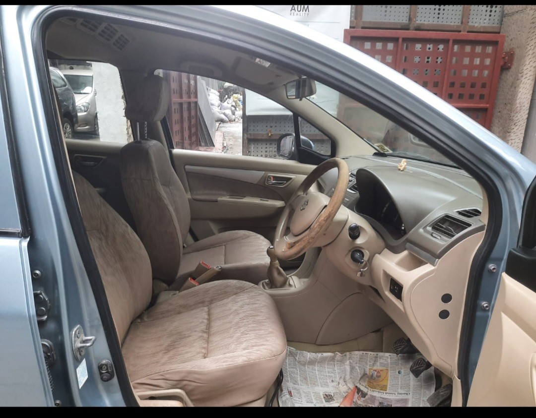 Buy Used Maruti Ertiga VXI CNG of 2013 model @ 4,10,000 INR in Mumbai - 4938283 - ZigWheels.com