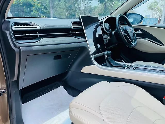 Buy Used MG Hector 1.5 Turbo Savvy Pro CVT BSVI of 2023 model @ 15 ...