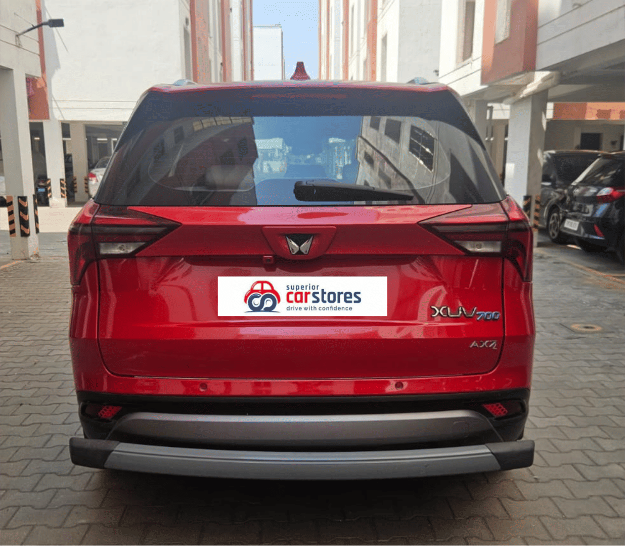 Buy Used Mahindra XUV700 AX7 Diesel AT Luxury Pack AWD BSVI of 2023 ...