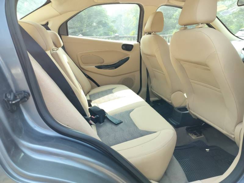 Buy Used Ford Figo 1.2P Titanium MT of 2017 model @ 3,70,000 INR in ...