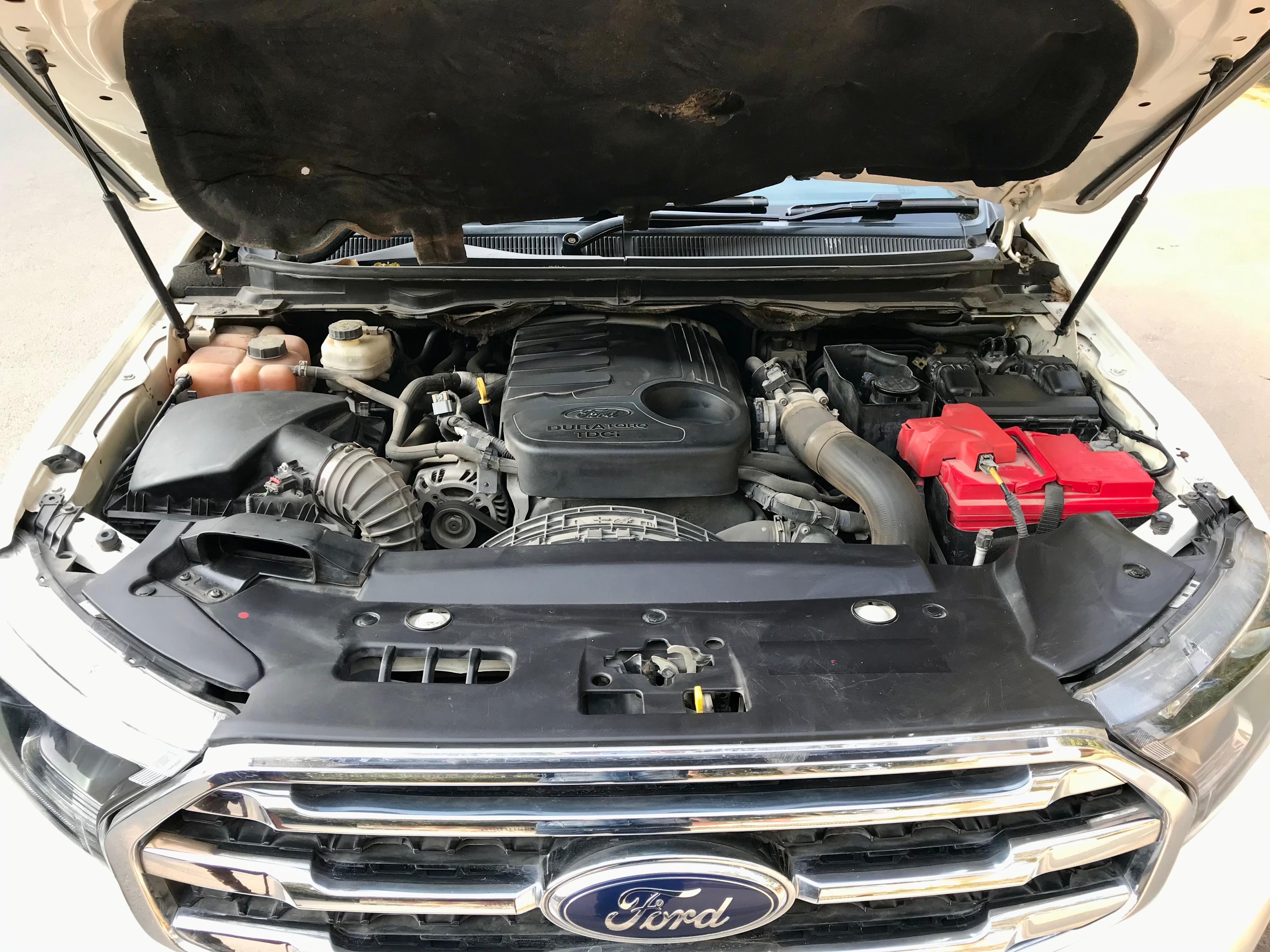 Buy Used Ford Endeavour 3.2 Trend AT 4X4 of 2017 model @ 18,90,000 INR ...