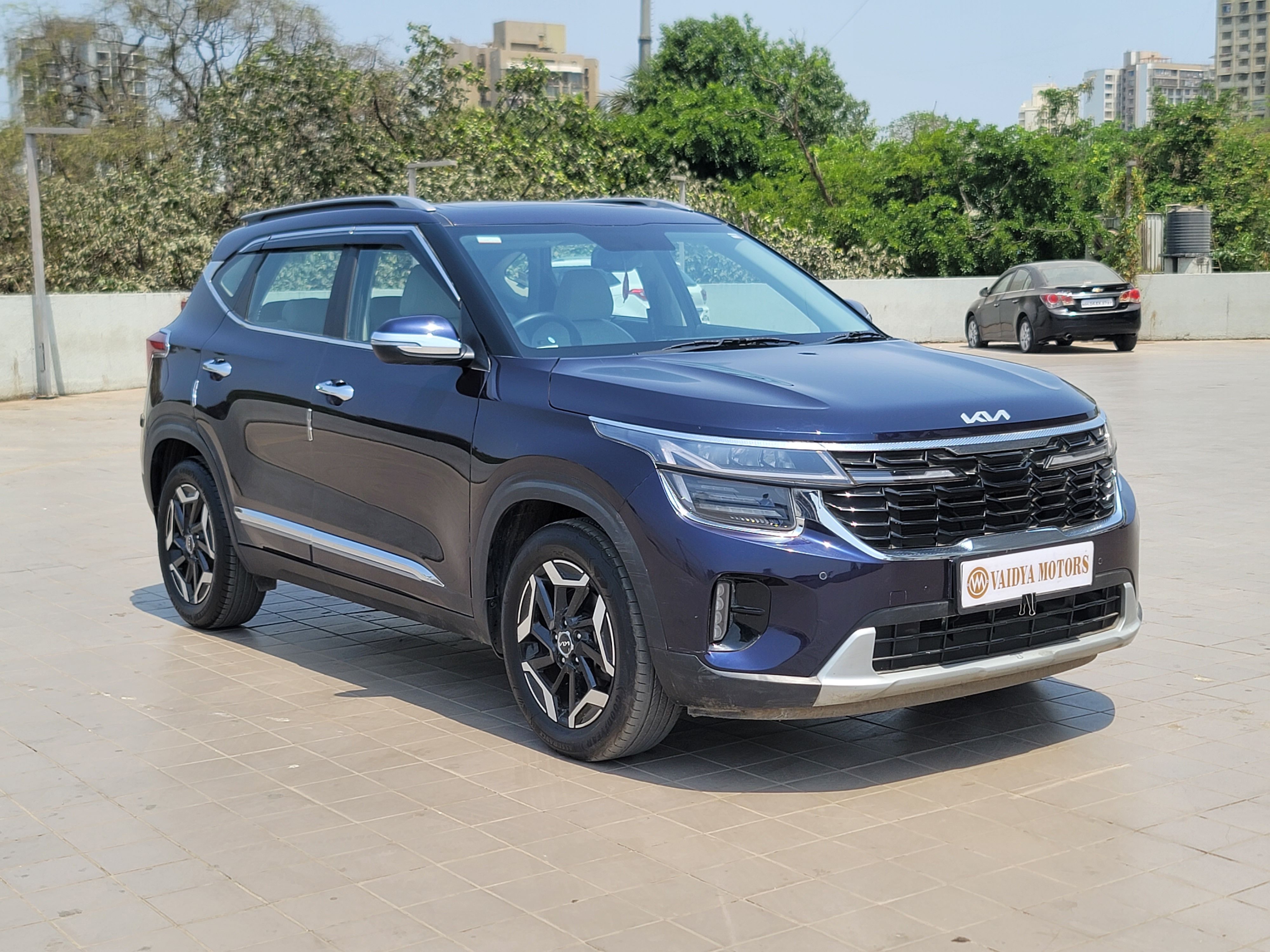 Buy Used Kia Seltos HTX IVT of 2024 model @ 16,50,000 INR in Mumbai ...