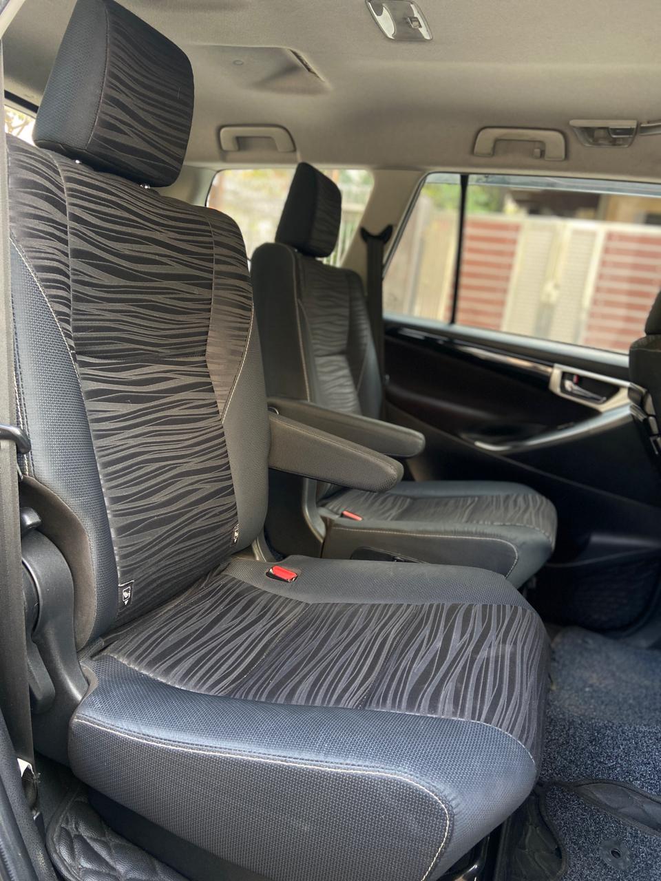 Buy Used Toyota Innova Crysta 2.4 VX MT 8S BSIV of 2018 model @ 14 ...