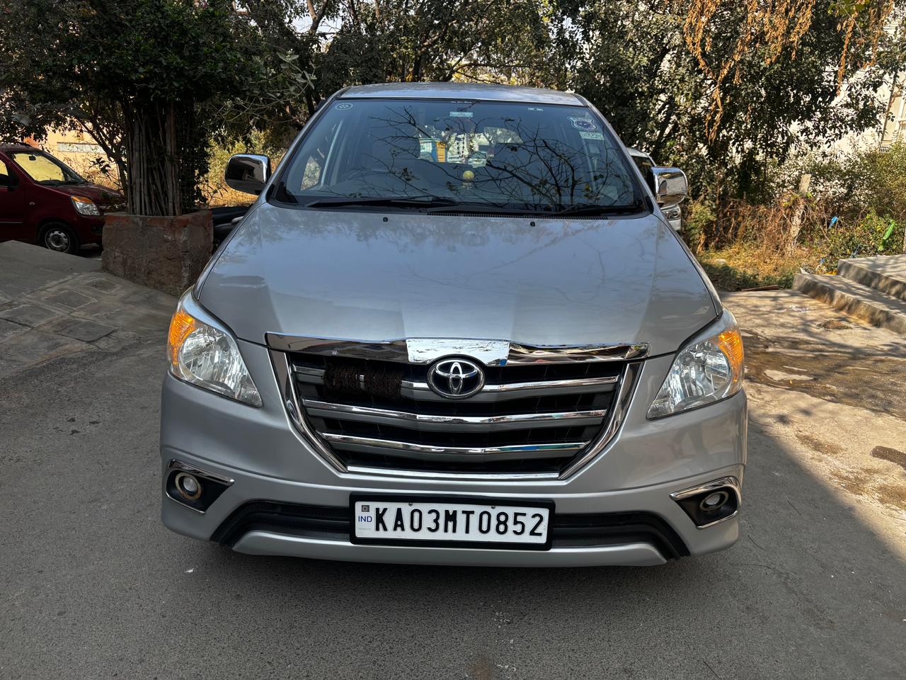 Used 2013 Toyota Innova 2494 cc Diesel Manual Car in Bangalore at ₹9.75 ...