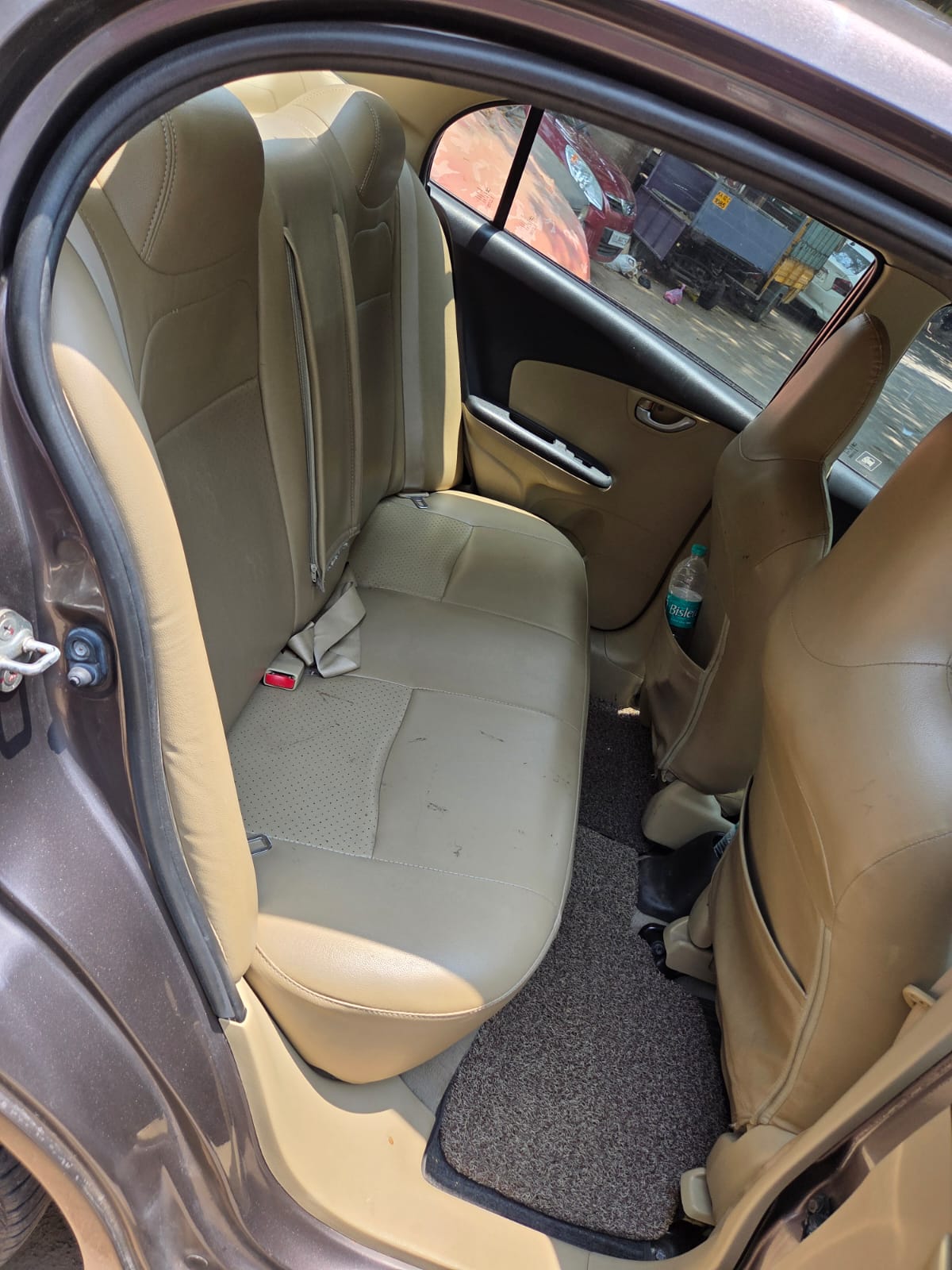 Buy Used Honda Amaze E i-Vtech of 2014 model @ 4,00,000 INR in ...