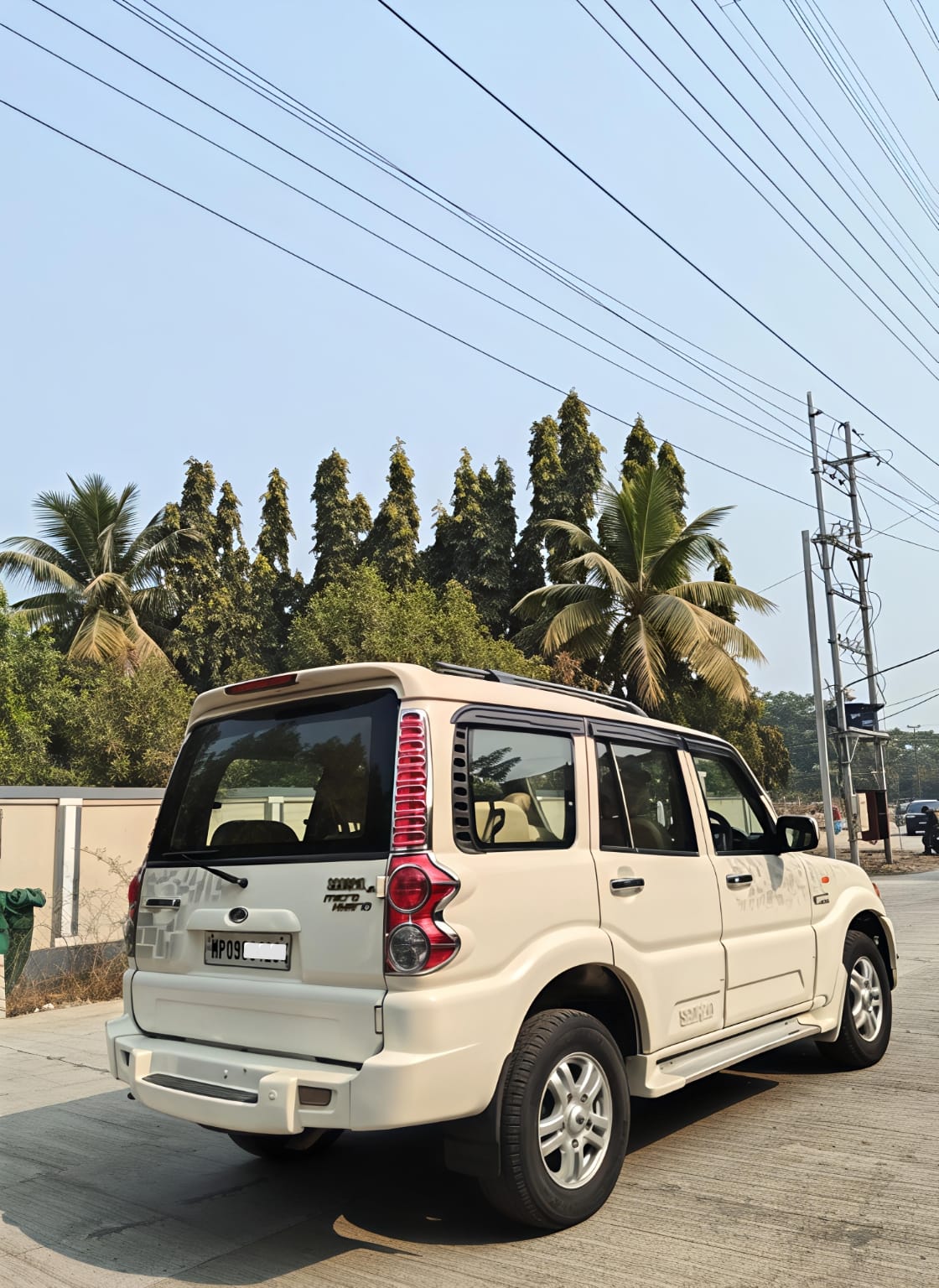 Buy Used Mahindra Scorpio VLX 2WD 7S BSIV of 2012 model @ 5,11,000 INR ...