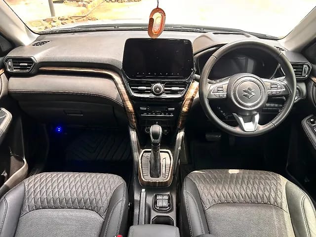 Buy Used Maruti Grand Vitara Alpha Plus Hybrid CVT of 2024 model @ 17 ...