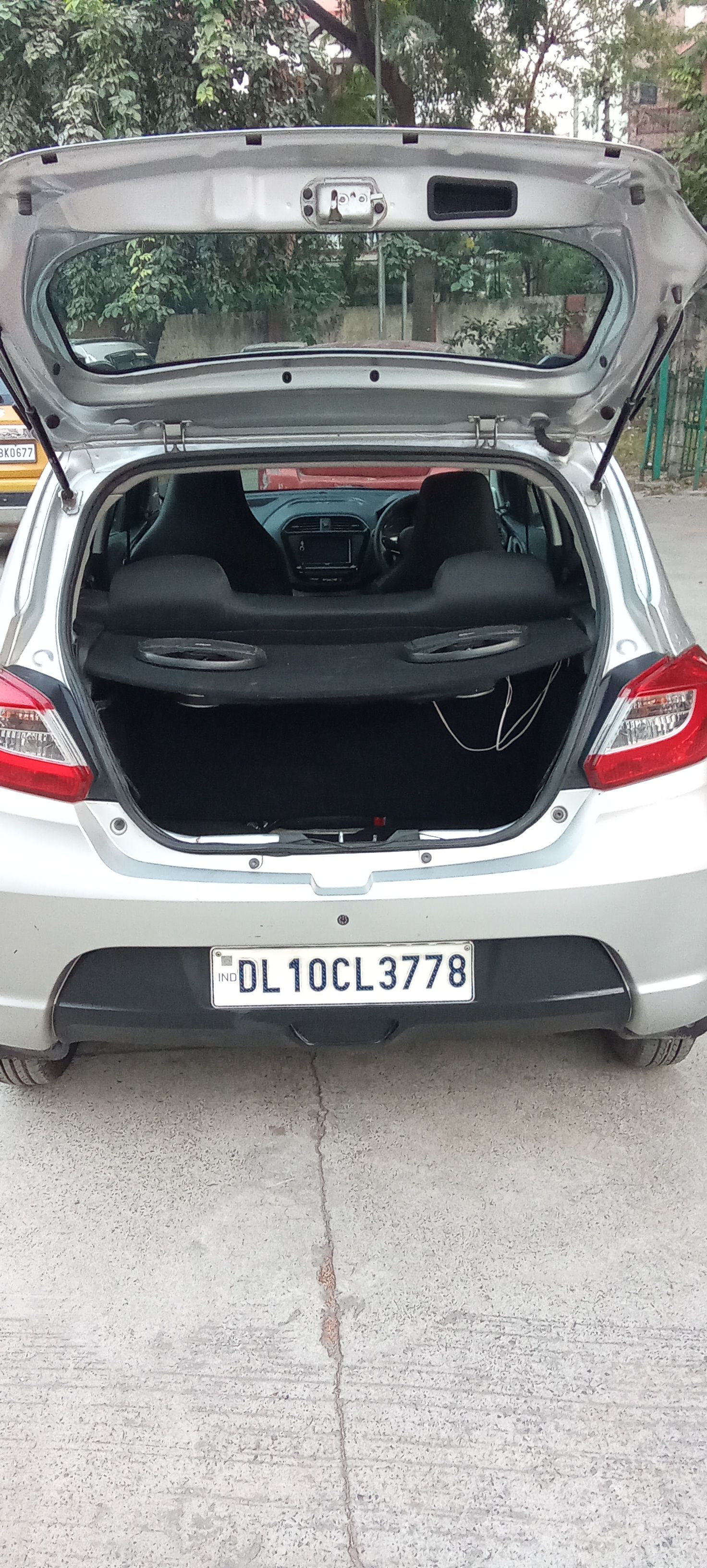 Buy Used Tata Tiago 1.2 Revotron XM of 2018 model @ 3,70,000 INR in ...