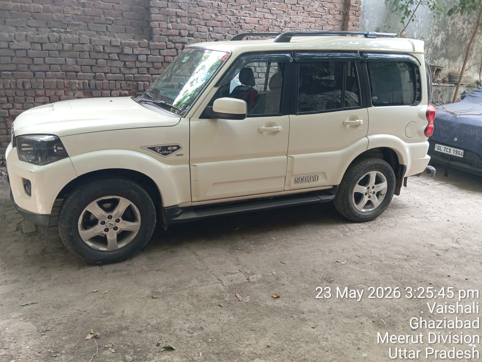 Buy Used Mahindra Scorpio S7 120 of 2017 model @ 7,50,000 INR in Delhi ...