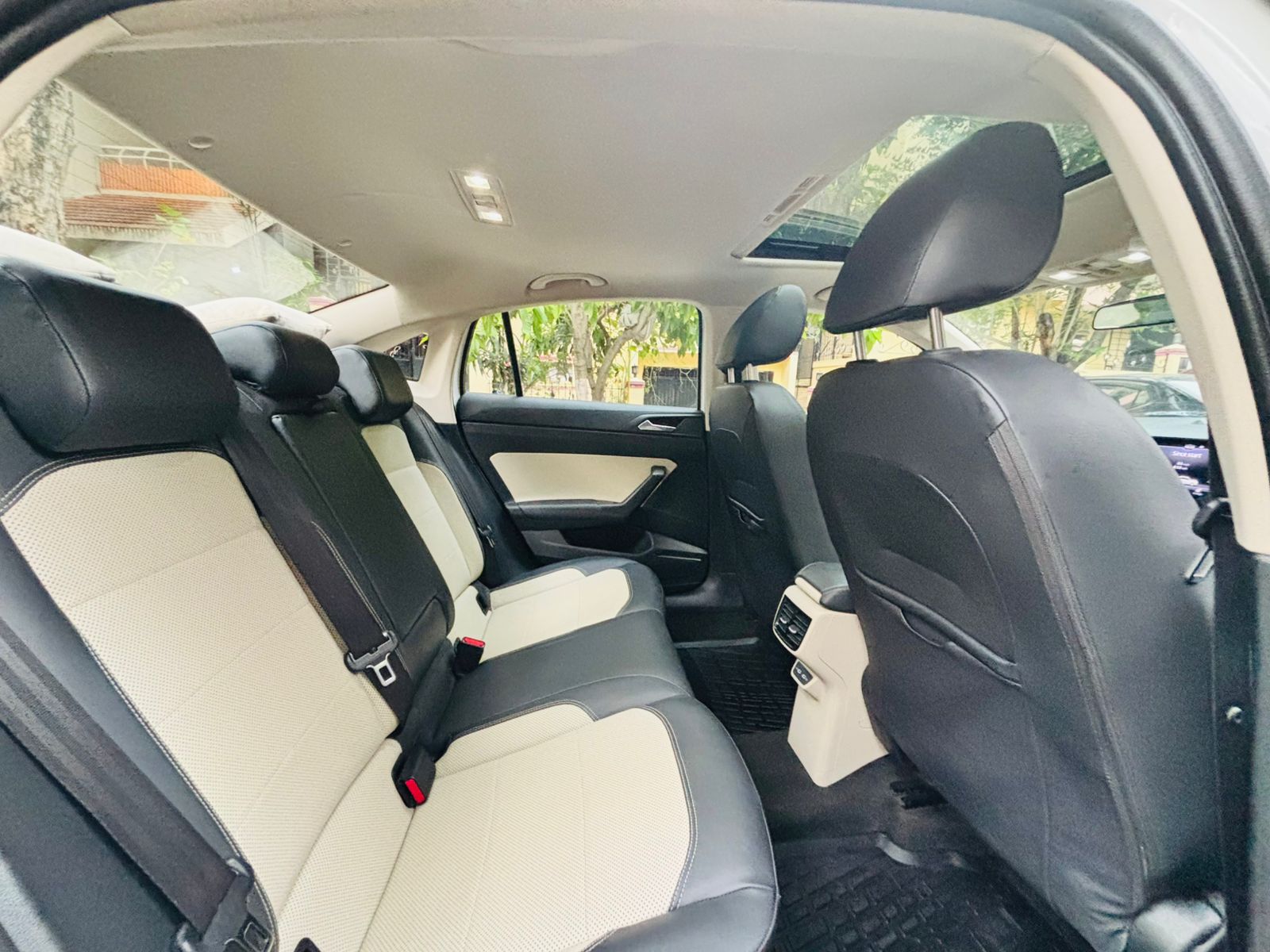 Buy Used Skoda Slavia 1.0 TSI Style BSVI of 2022 model @ 11,80,000 INR ...