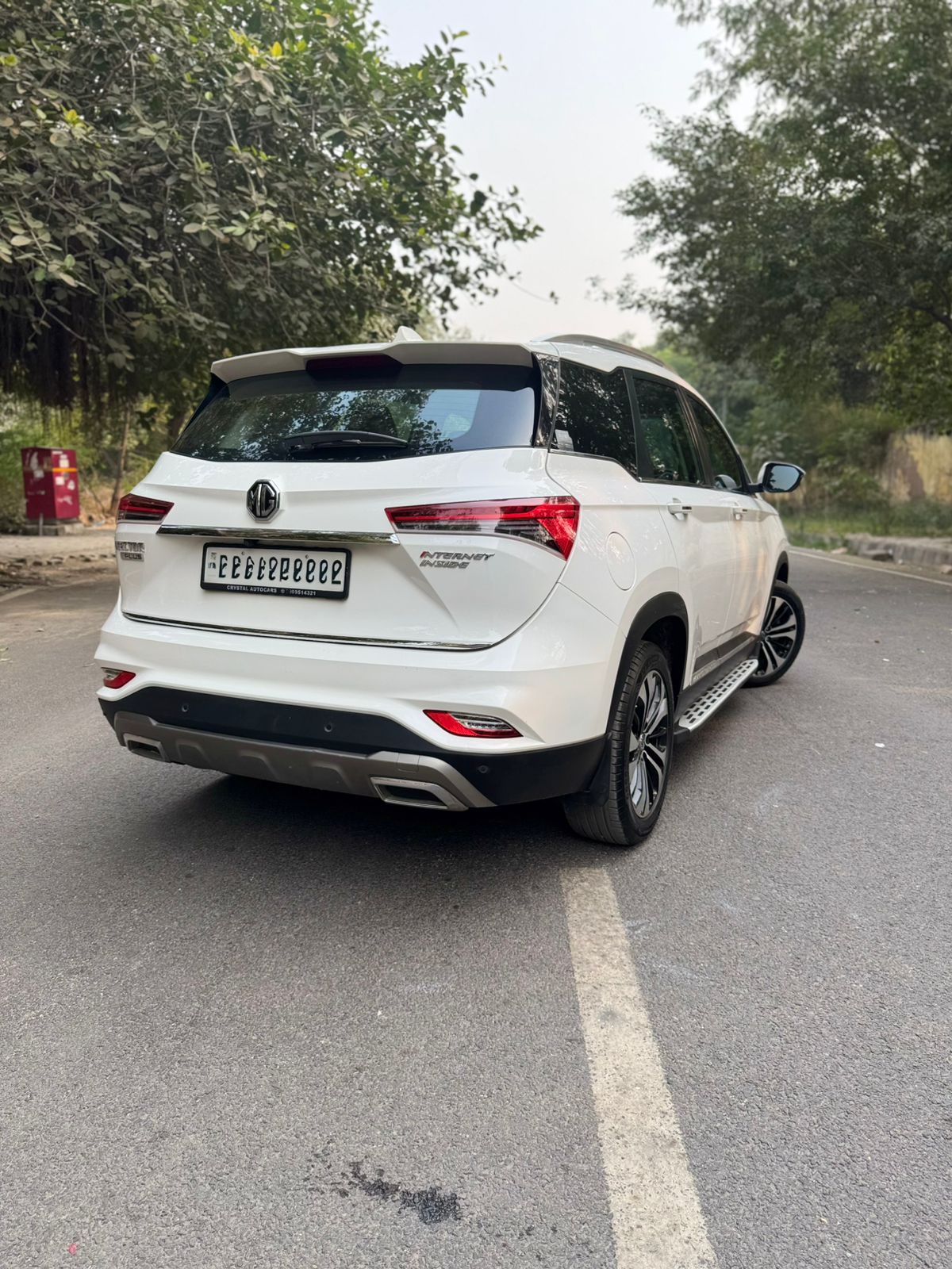 Buy Used MG Hector Plus Sharp CVT of 2022 model @ 14,95,000 INR in Delhi - 4944487 - ZigWheels.com