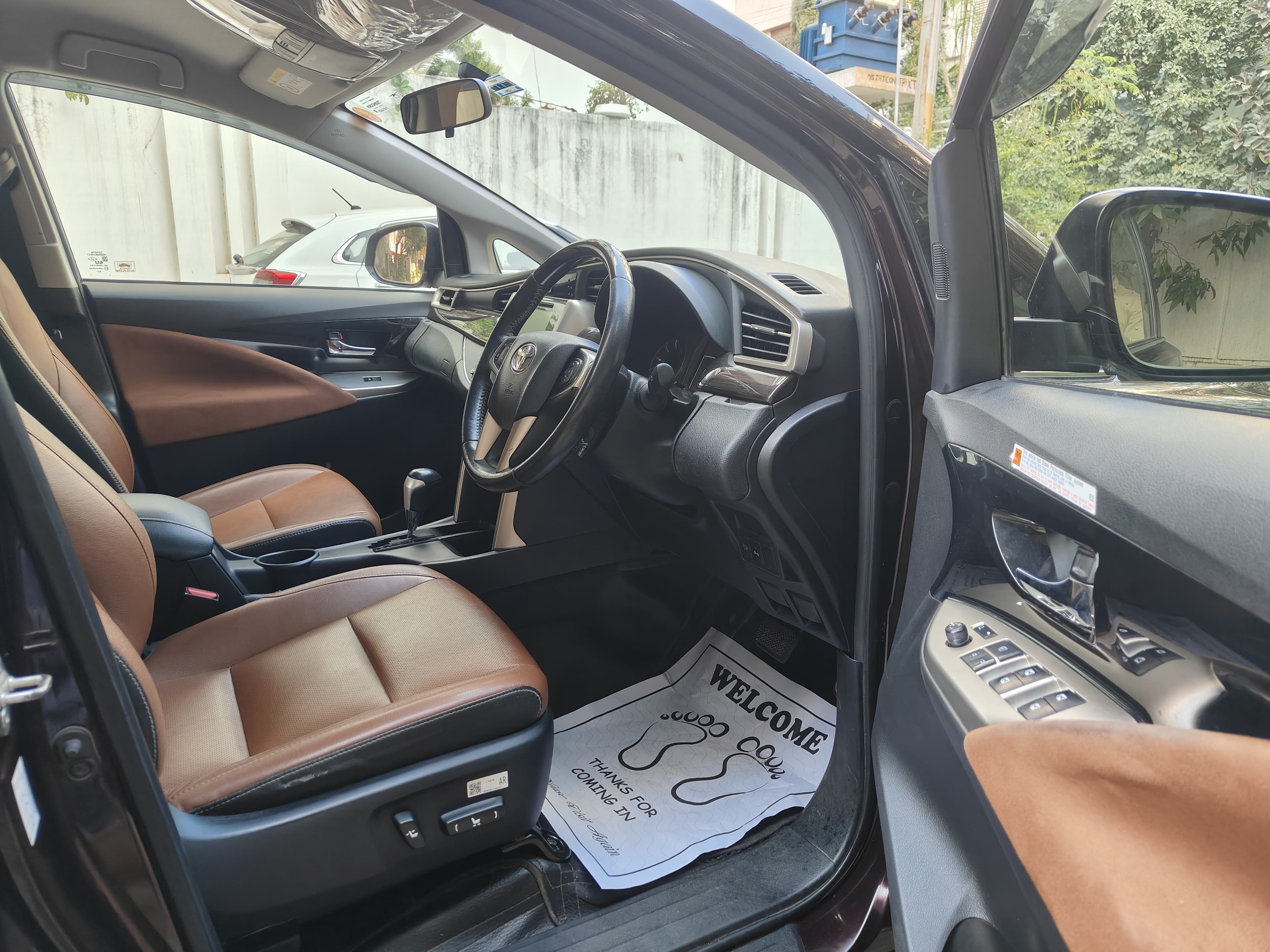 Buy Used Toyota Innova 2.5 G Diesel 8 Seater BS IV of 2016 model @ 16,45,000 INR in Hyderabad ...