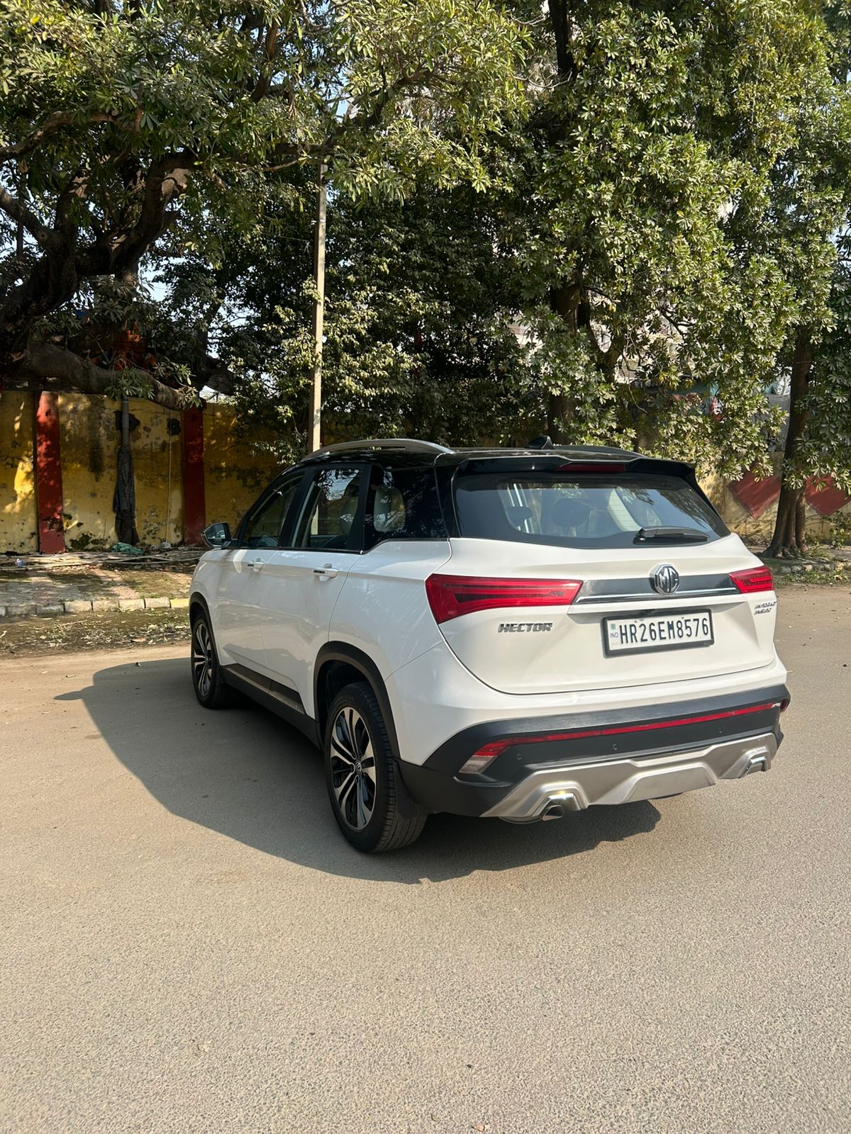 Buy Used MG Hector Sharp DCT of 2021 model @ 10,90,000 INR in Delhi ...