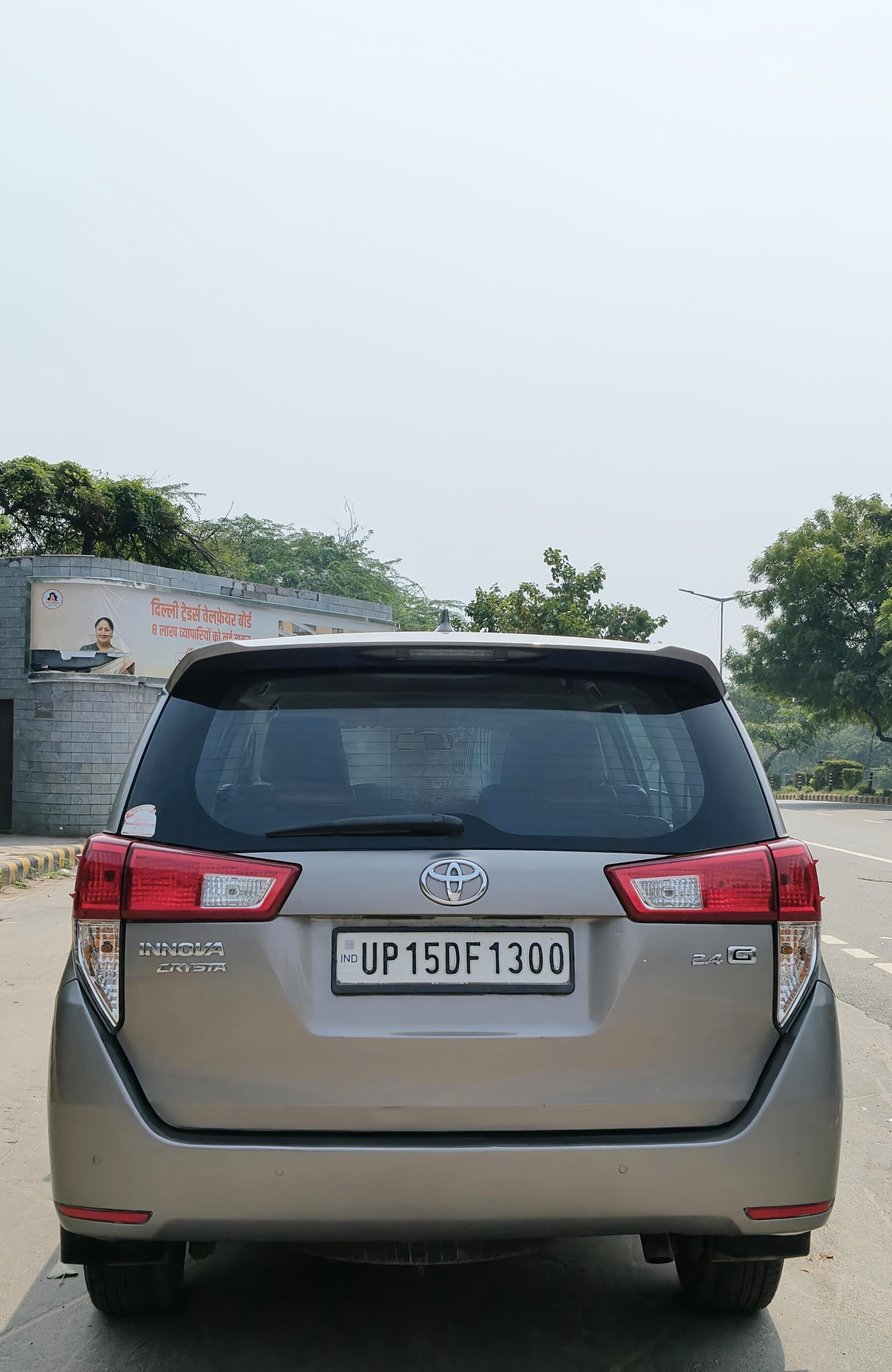 Buy Used Toyota Innova Crysta 2.4 GX 7 STR of 2020 model @ 13,99,000 ...