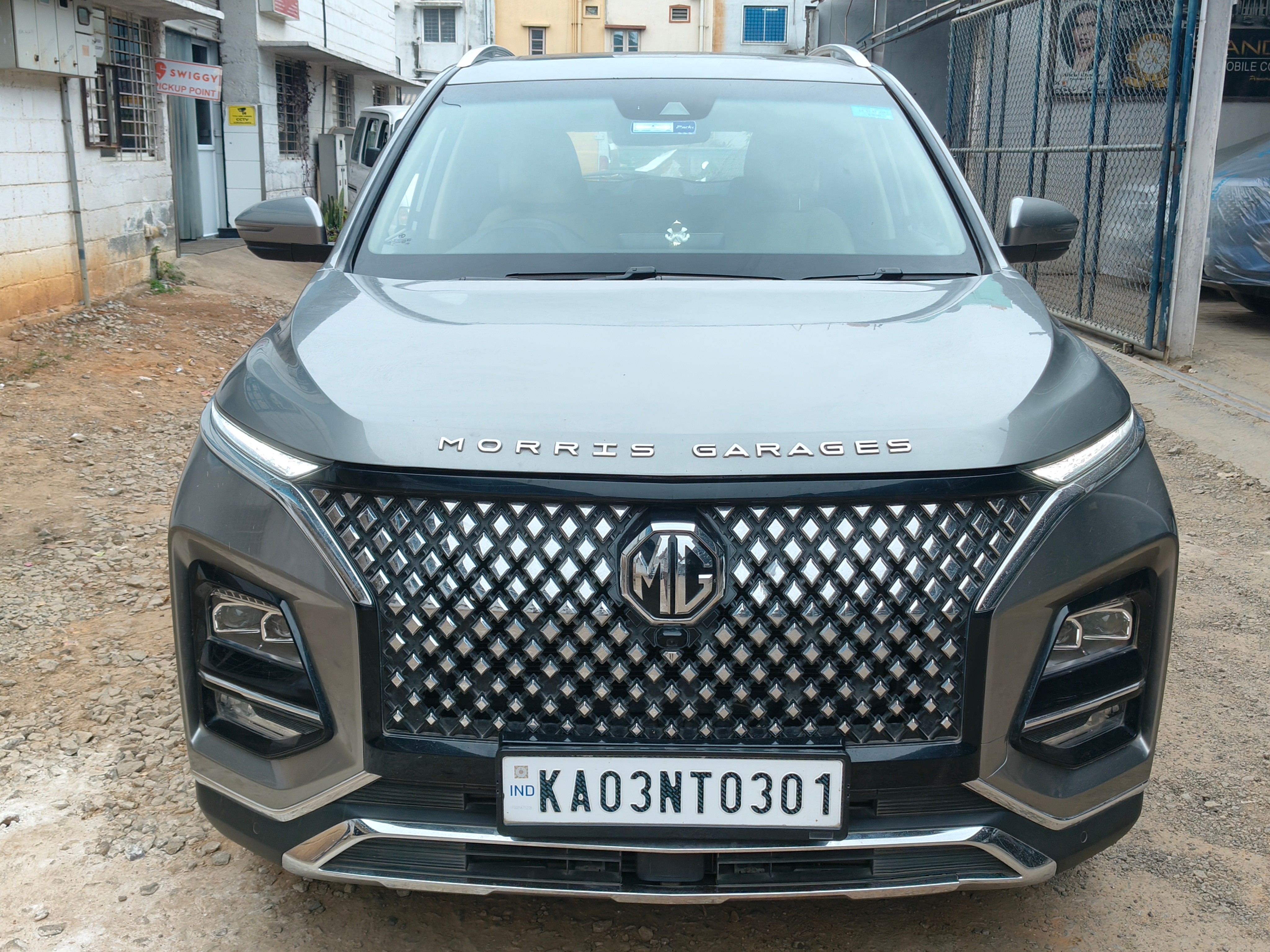 Used 2024 MG Hector 1451 cc Petrol Automatic Car in Bangalore at ₹18.99 ...