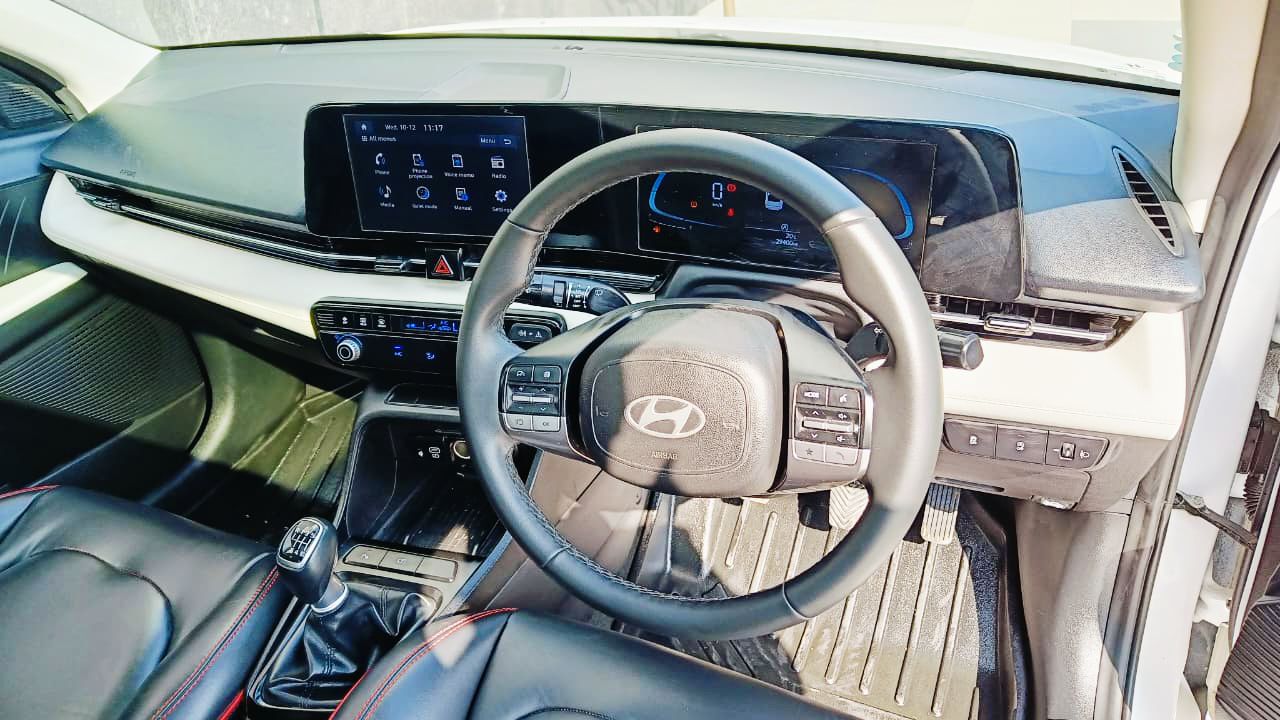 Buy Used Hyundai Verna SX of 2023 model @ 10,43,000 INR in Delhi ...