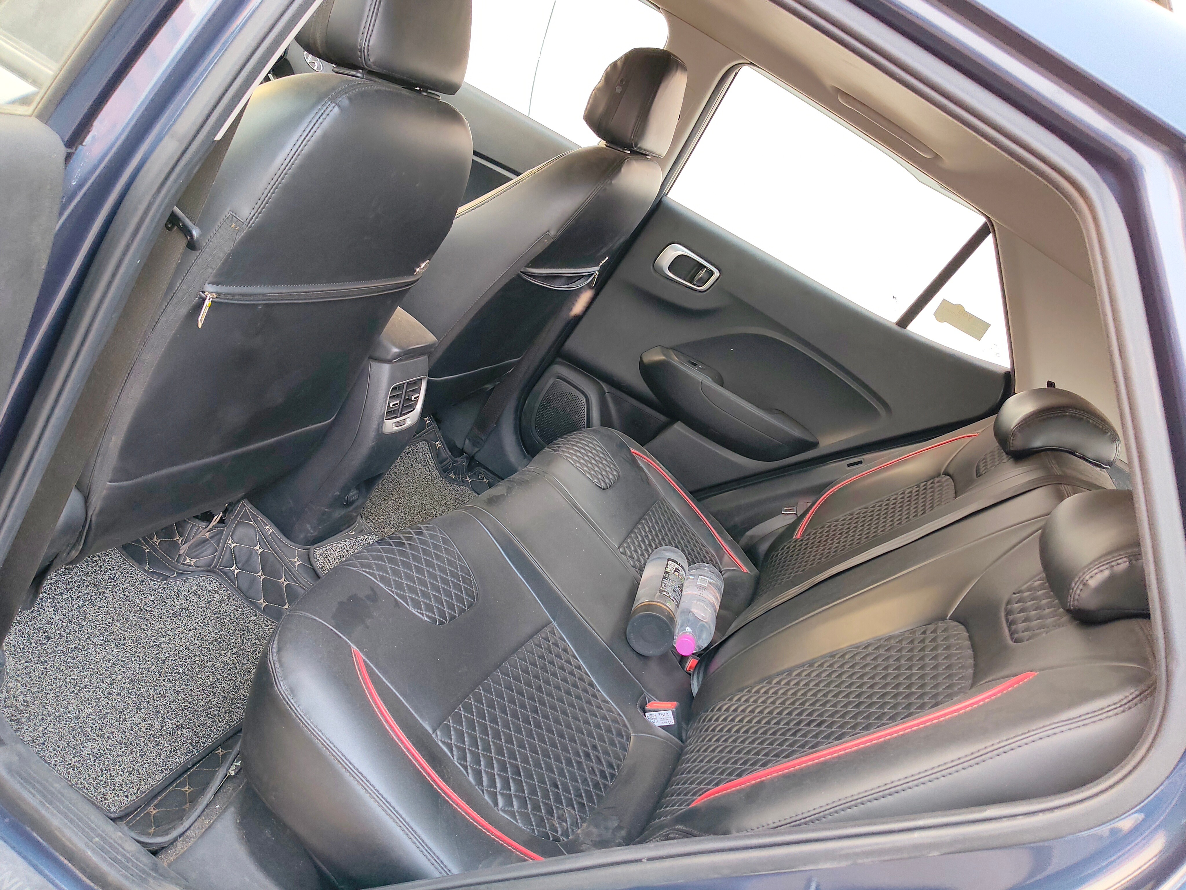 Buy Used Hyundai Venue SX Turbo of 2022 model @ 7,50,000 INR in North ...