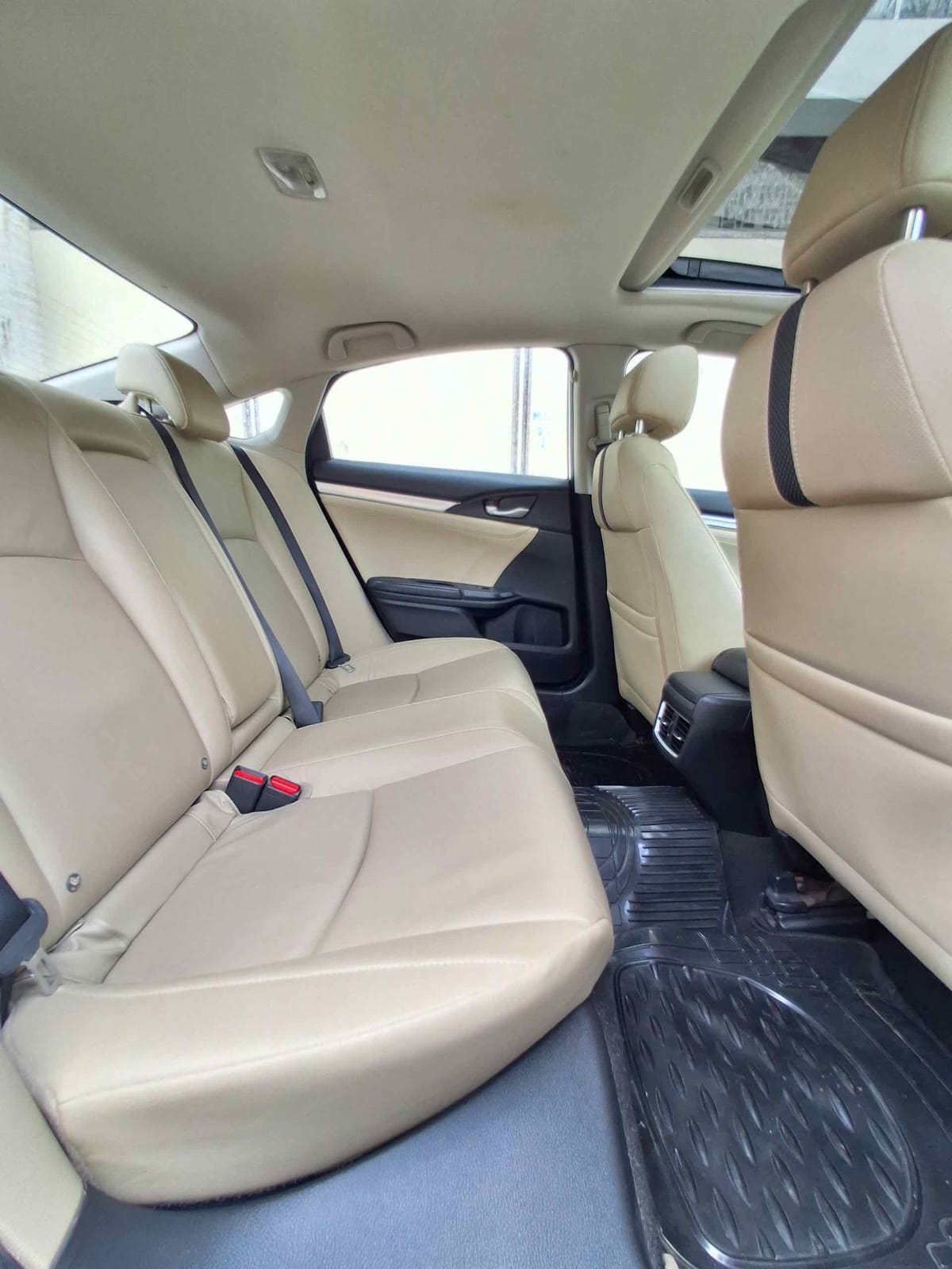 Buy Used Honda Civic ZX BSIV of 2019 model @ 12,99,000 INR in Surat - 4954334 - ZigWheels.com