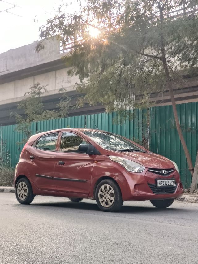 Used 2014 Hyundai EON 814 cc Petrol Manual Car in New Delhi at ₹1.15 ...