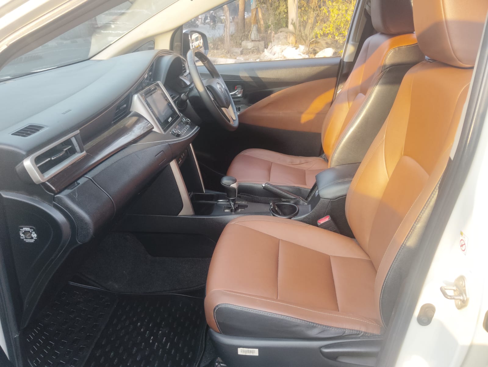 Buy Used Toyota Innova Crysta 2.8 GX AT BSIV of 2018 model @ 14,50,000 ...