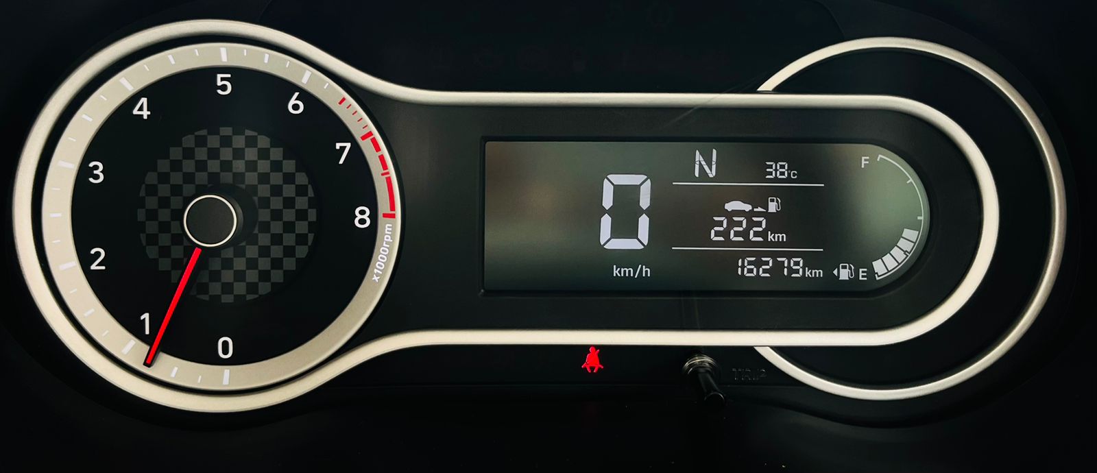 Buy Used Hyundai Aura SX Plus AMT of 2022 model @ 7,25,000 INR in ...