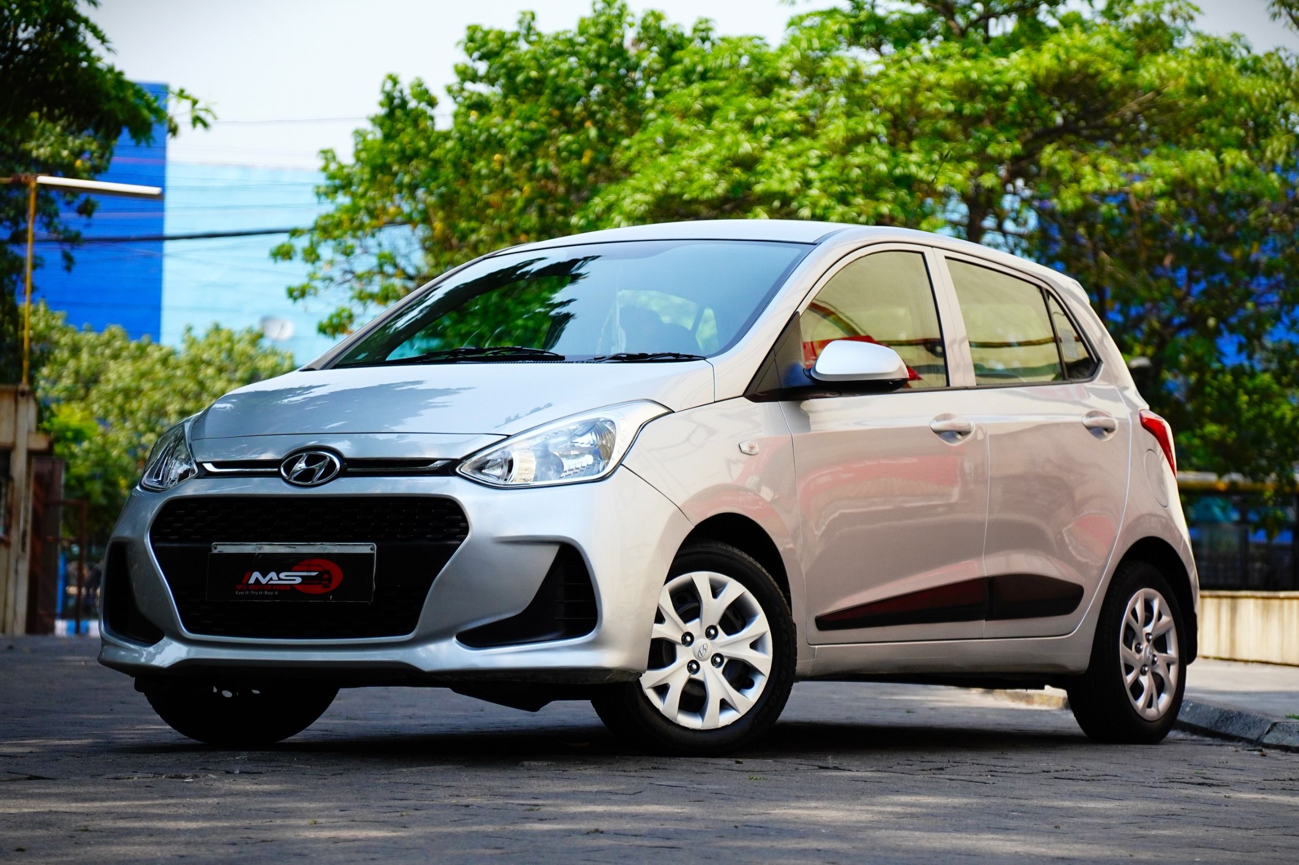 Buy Used Hyundai Grand i10 1.2 Kappa Magna BSIV of 2018 model @ 3 ...
