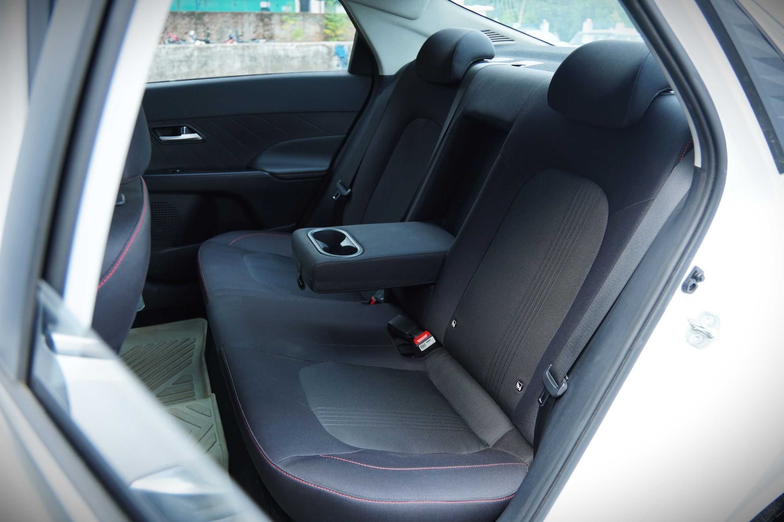 Buy Used Hyundai Verna SX Turbo DCT of 2023 model @ 12,99,999 INR in ...