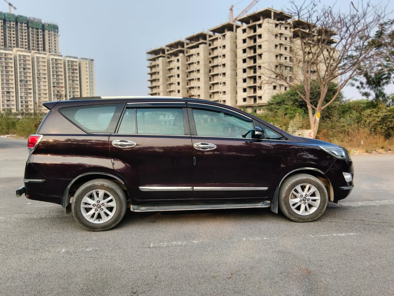 Buy Used Toyota Innova 2.5 G Diesel 7 Seater BS IV of 2016 model @ 13 ...