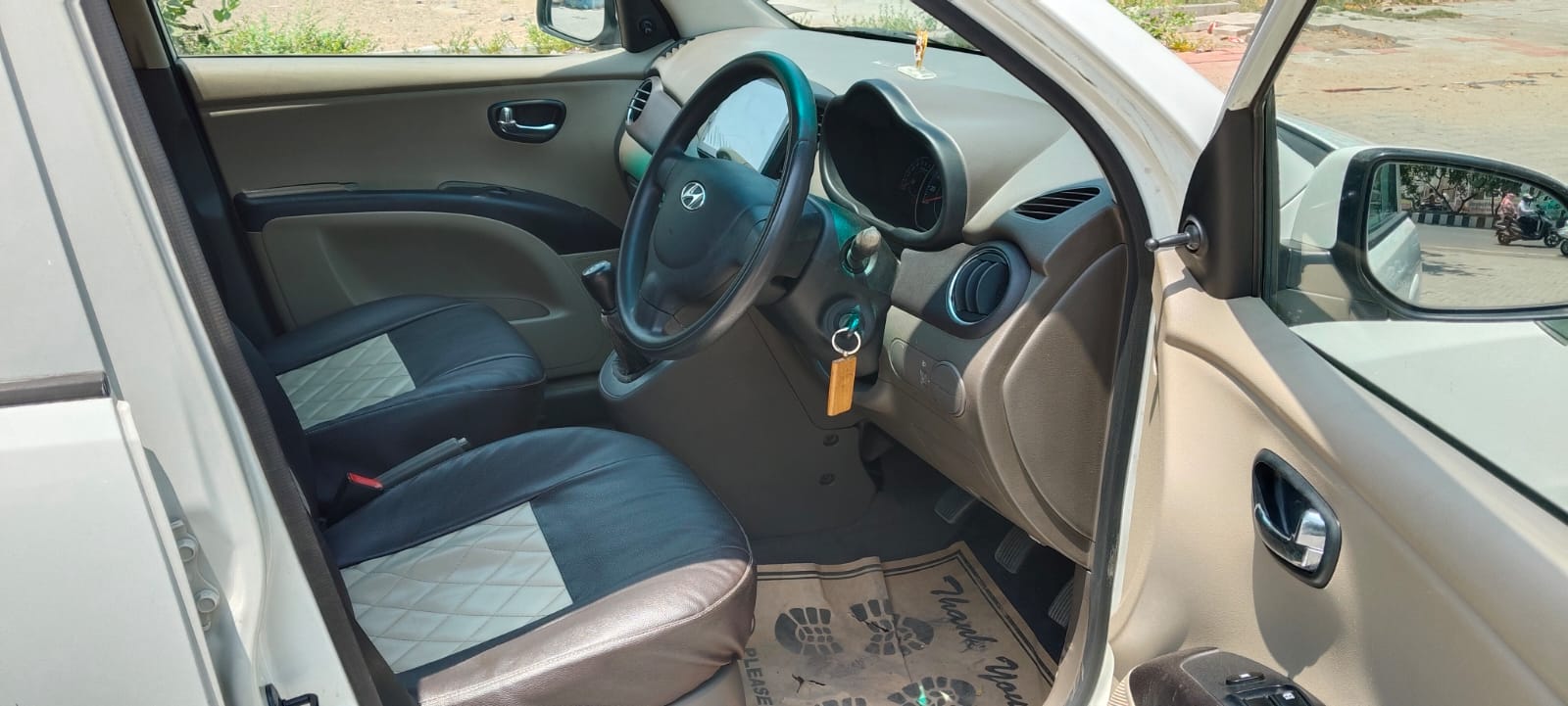 Buy Used Hyundai i10 Magna of 2013 model @ 2,40,000 INR in Vadodara ...