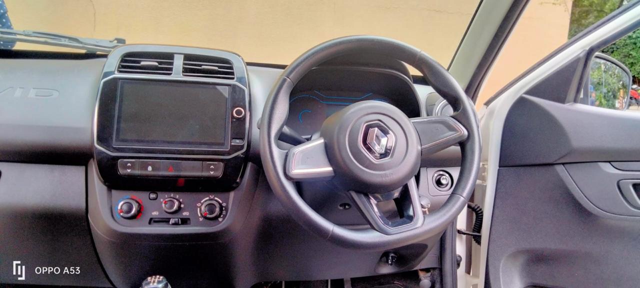 Buy Used Renault KWID 1.0 RXT BSVI of 2022 model @ 4,25,000 INR in ...