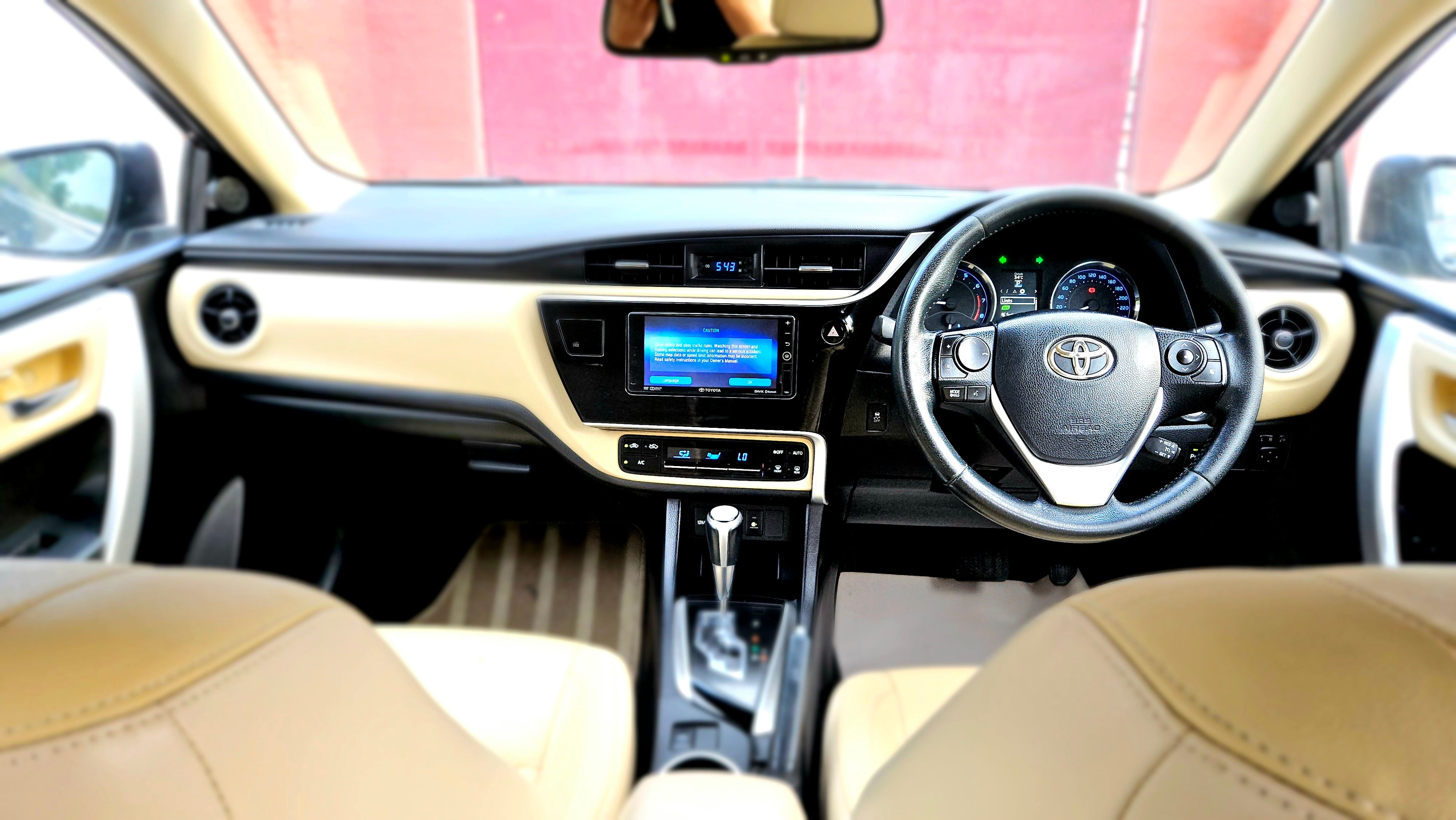 Buy Used Toyota Corolla Altis VL AT of 2017 model @ 6,90,000 INR in ...
