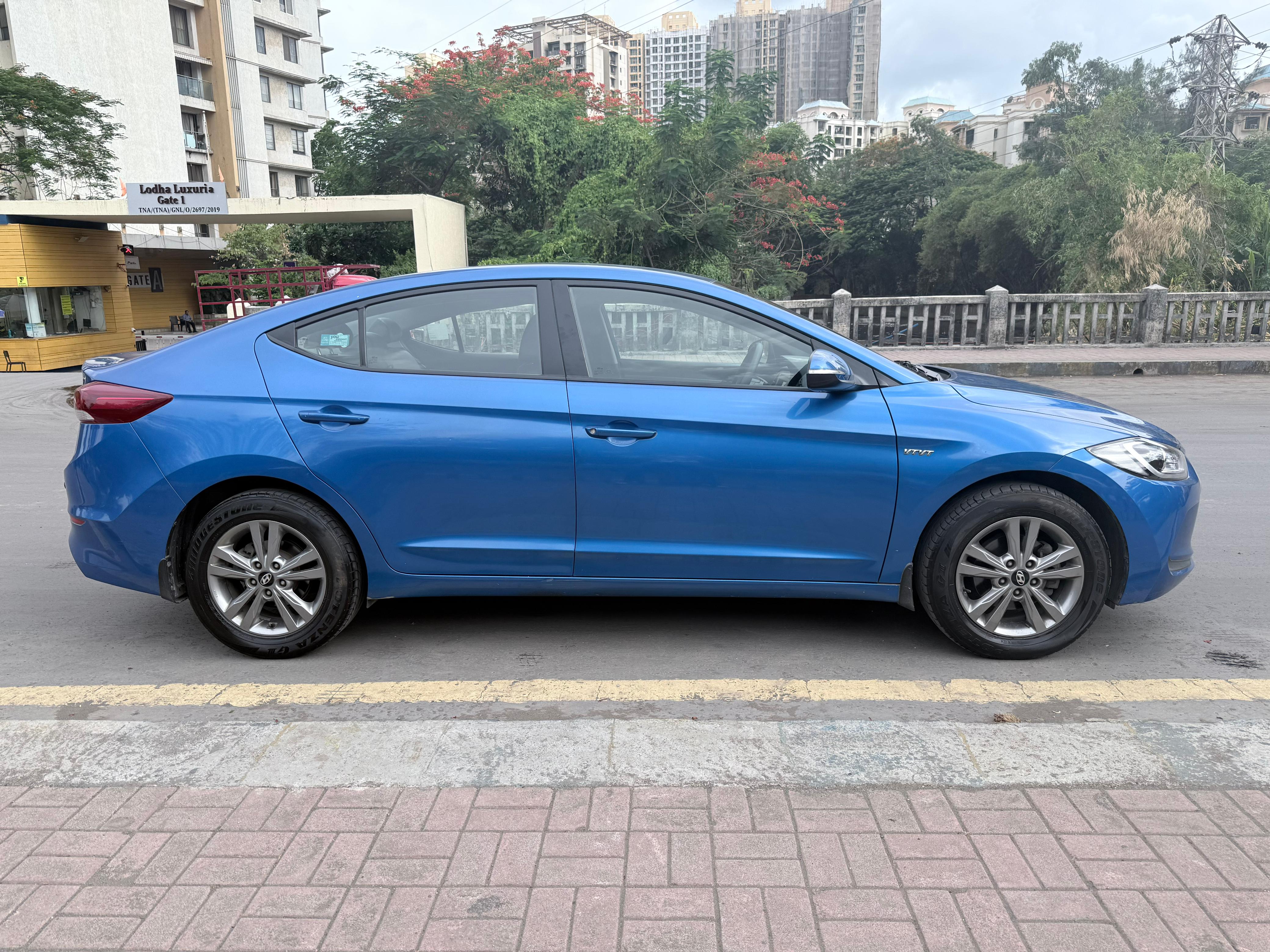 Buy Used Hyundai Elantra 2.0 S of 2017 model @ 5,95,000 INR in Thane ...