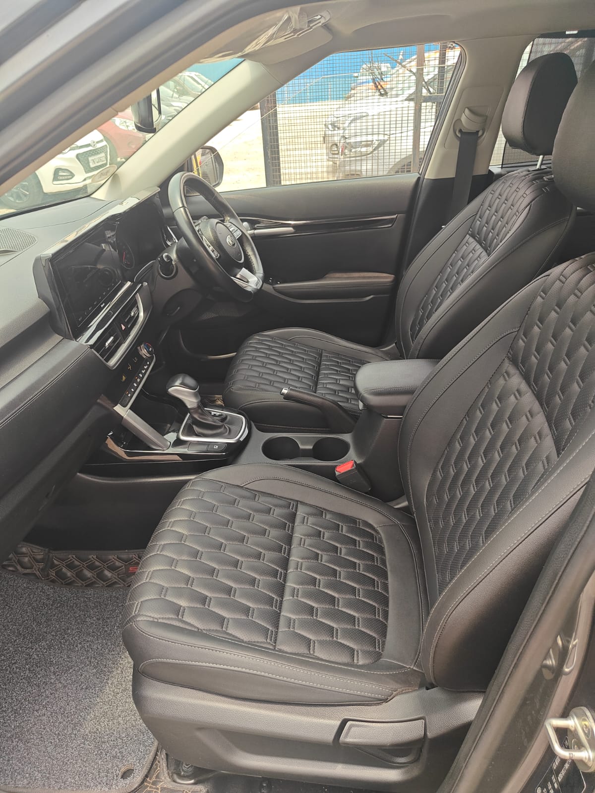Buy Used Kia Seltos HTX IVT G of 2021 model @ 11,00,000 INR in Chennai ...