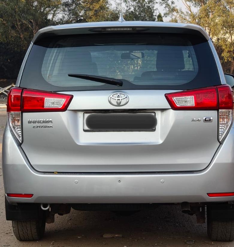 Buy Used Toyota Innova Crysta 2.4 GX MT BSIV of 2017 model @ 10,50,000 ...