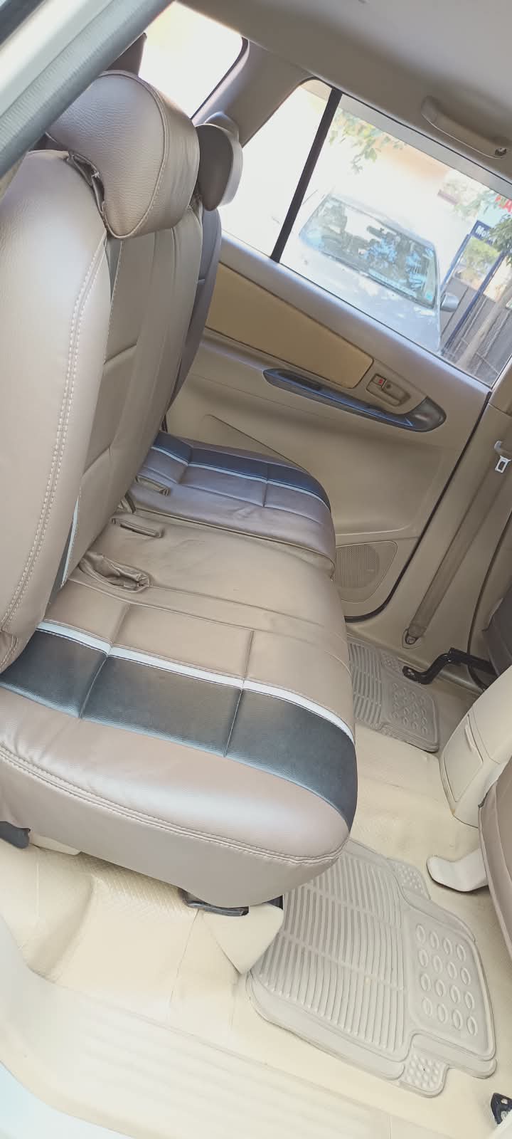 Buy Used Toyota Innova 2.5 G Diesel 7 Seater BS III of 2008 model @ 6 ...