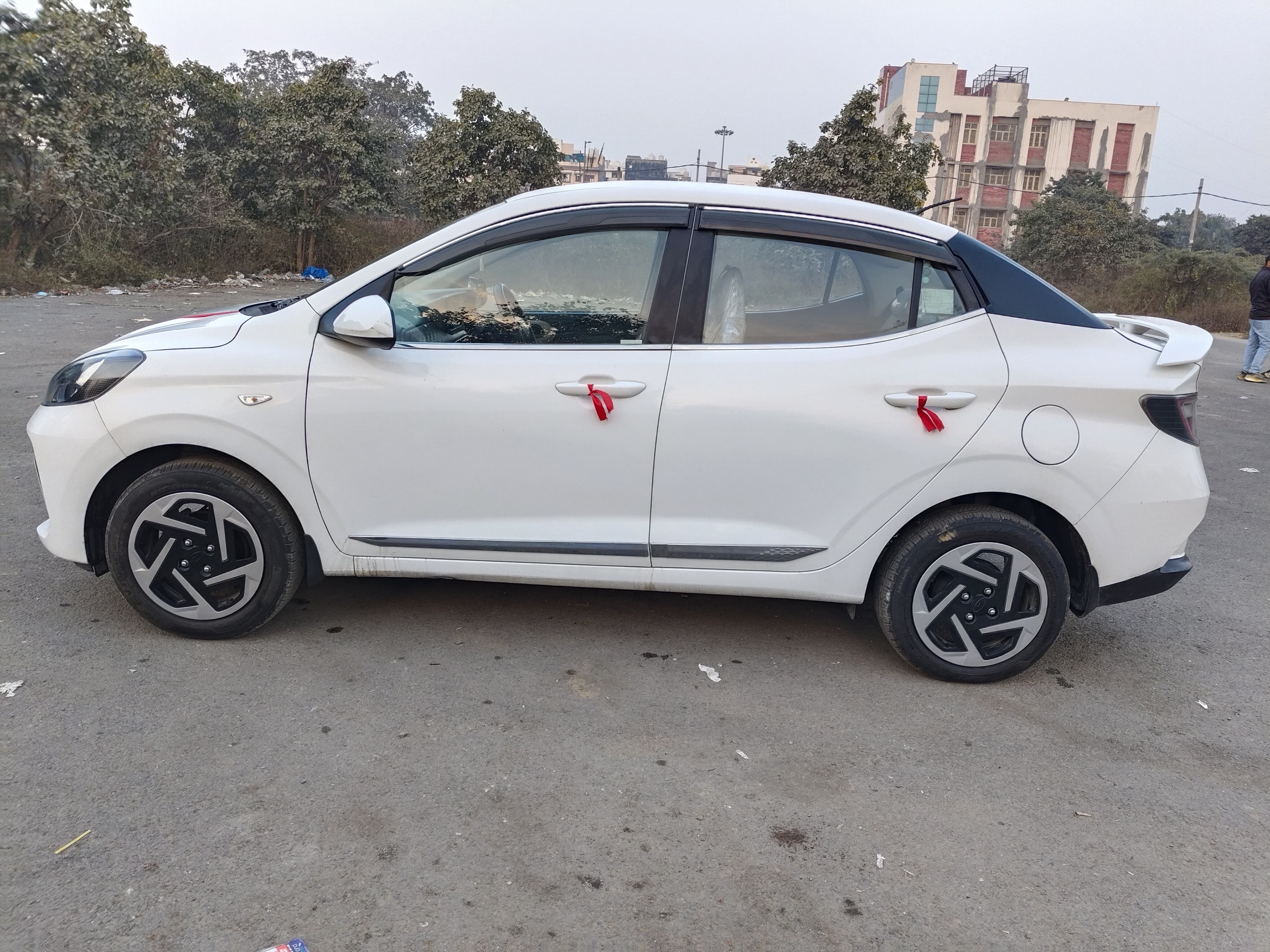 Buy Used Hyundai Aura S CNG of 2023 model @ 6,50,000 INR in Delhi - 5028992 - ZigWheels.com
