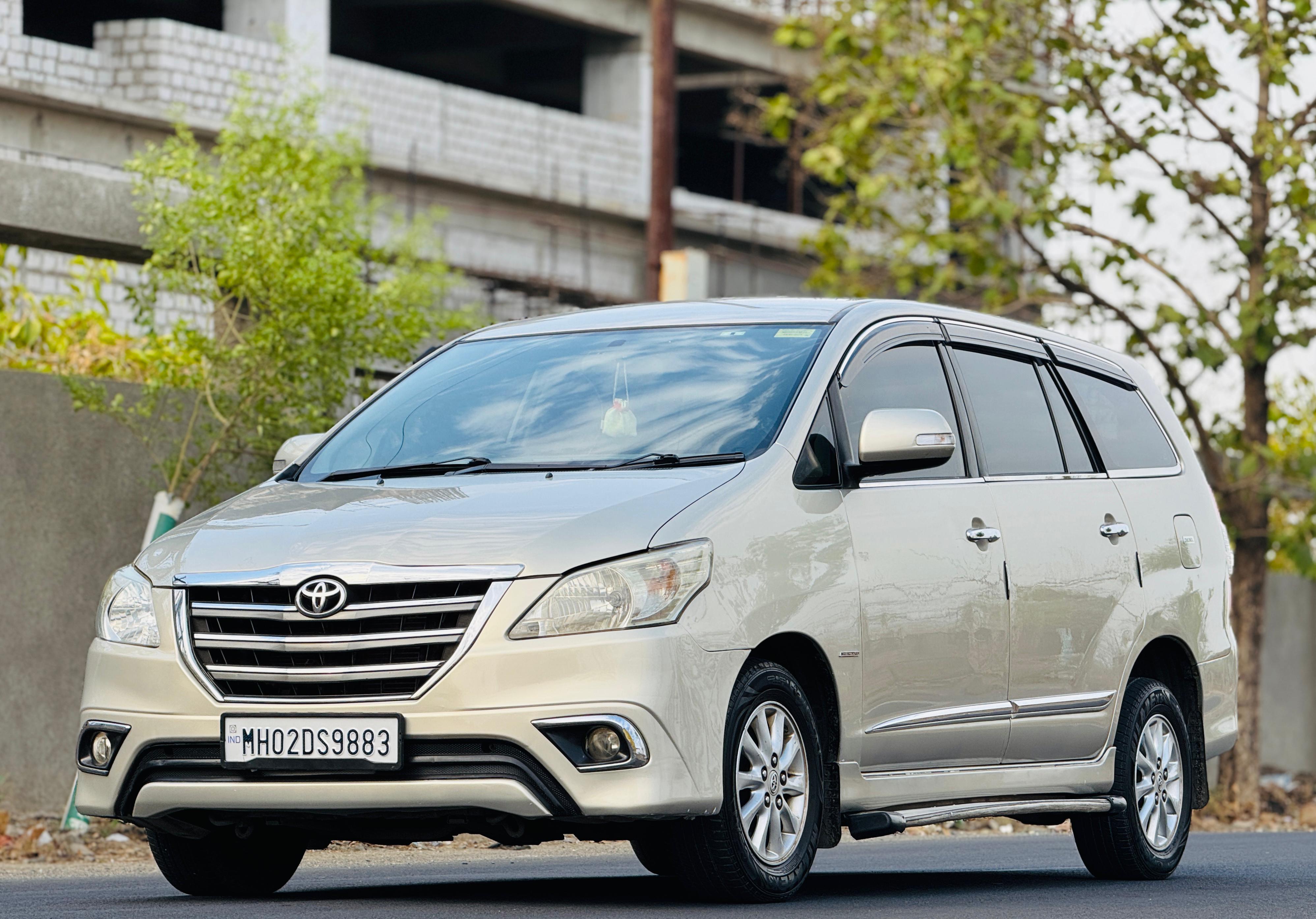 Buy Used Toyota Innova 2.5 G Diesel 7 Seater of 2015 model @ 7,85,000 ...