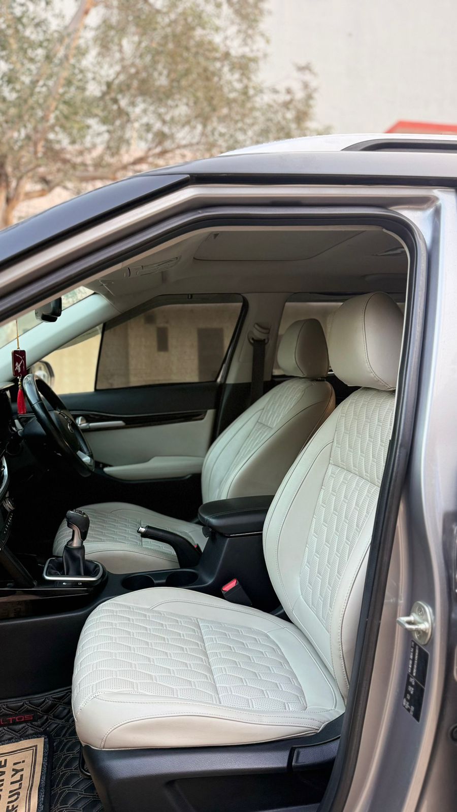 Buy Used Honda Jazz 1.2 V AT i VTEC of 2015 model @ 3,85,000 INR in ...