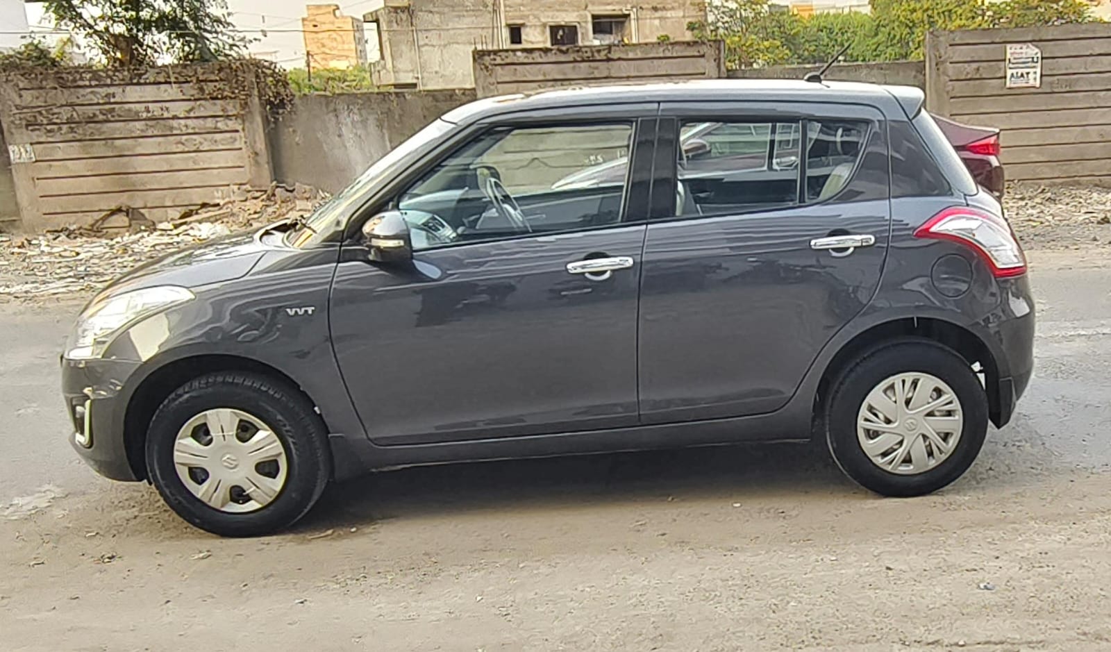 Buy Used Maruti Swift VXI of 2015 model @ 3,90,000 INR in Nagpur - 5052264 - ZigWheels.com