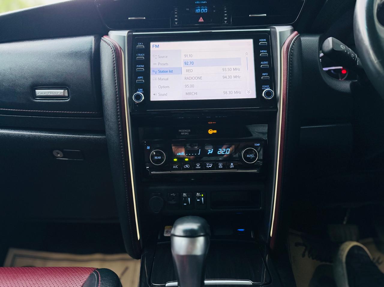 Buy Used Toyota Fortuner Legender 4x2 AT BSVI of 2021 model @ 36,20,000 ...
