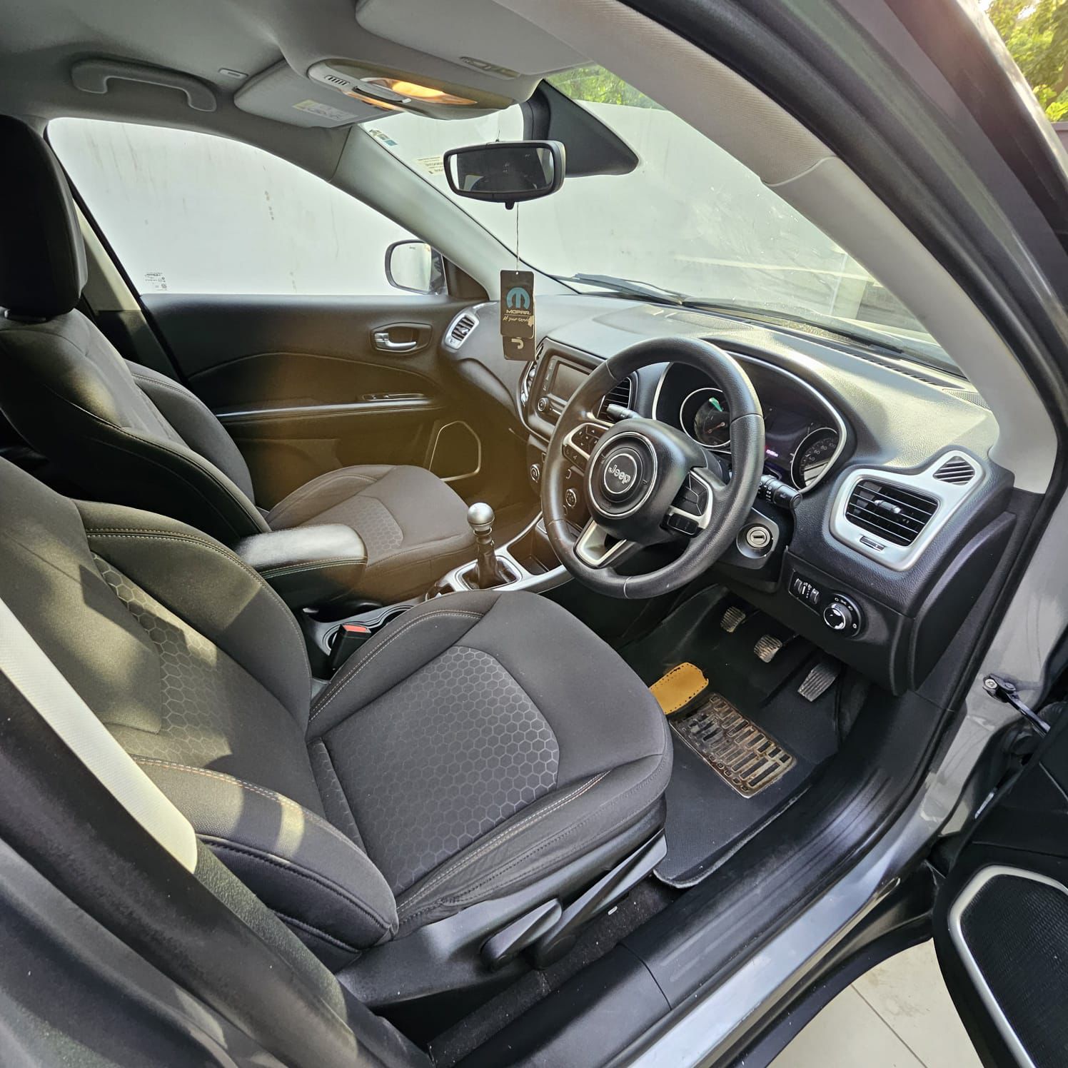 Buy Used Jeep Compass 2.0 Sport of 2018 model @ 6,45,000 INR in Gurgaon ...