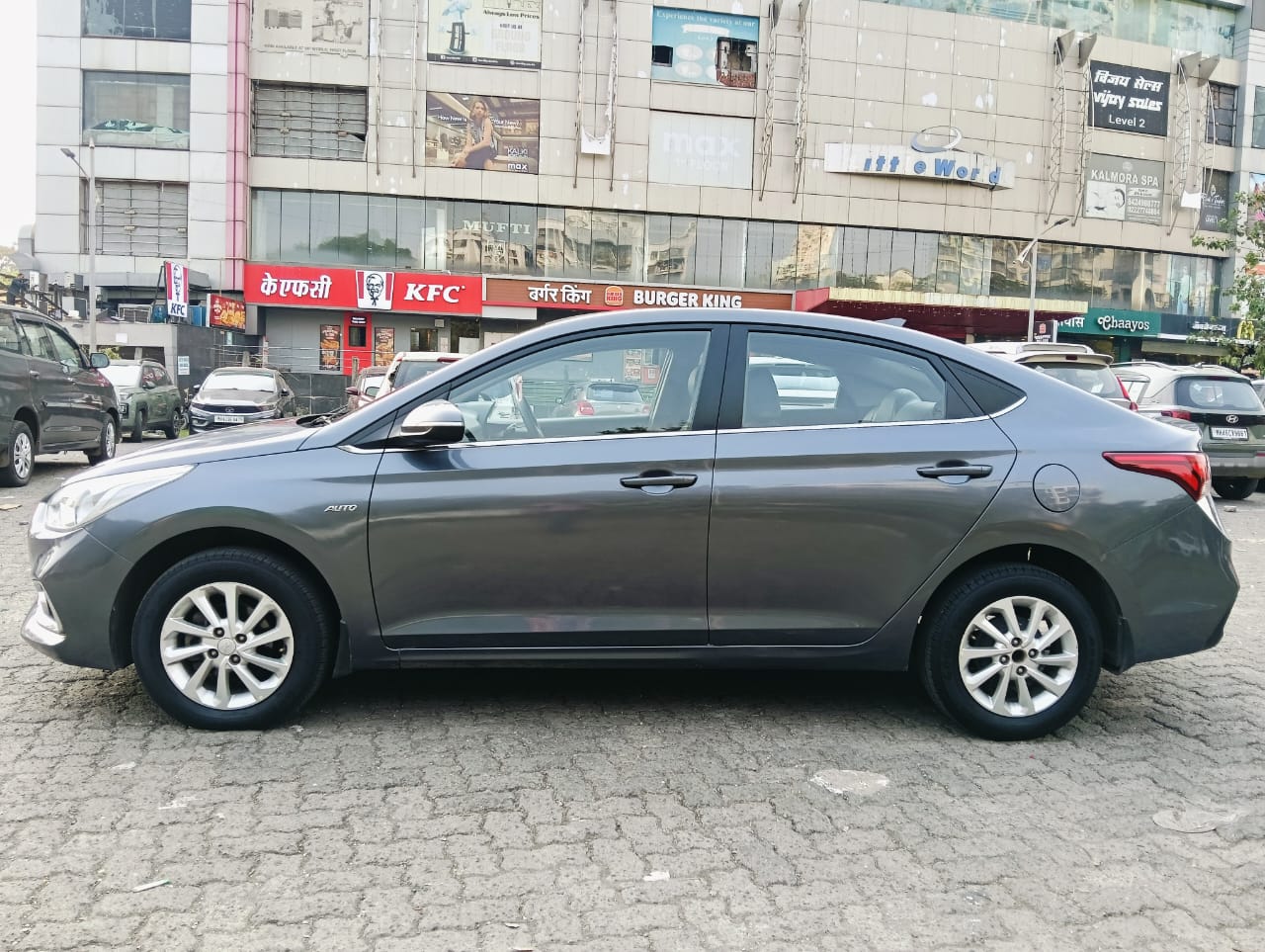 Buy Used Hyundai Verna VTVT 1.6 AT EX of 2017 model @ 6,35,000 INR in ...
