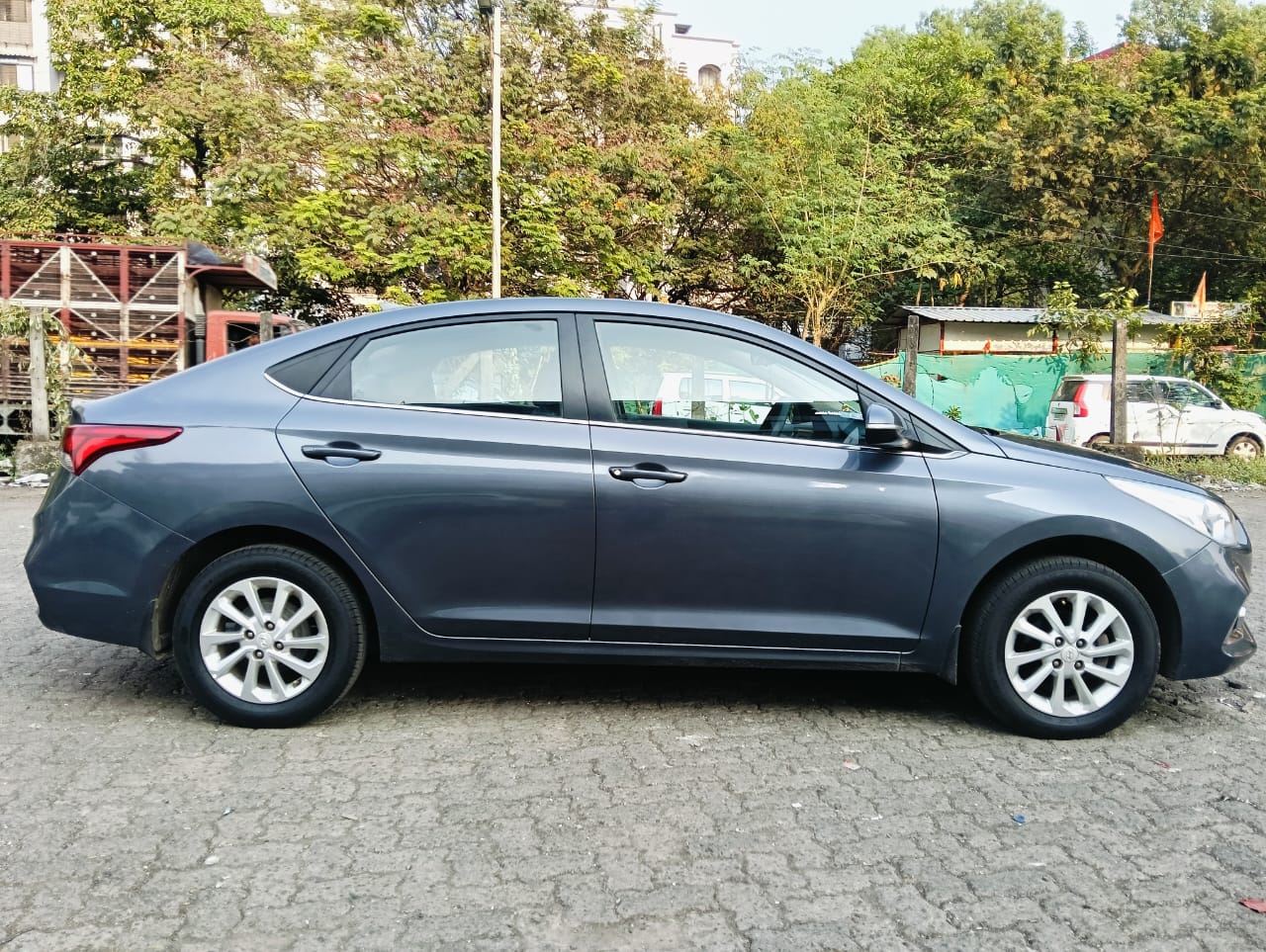 Buy Used Hyundai Verna VTVT 1.6 AT EX of 2017 model @ 6,35,000 INR in ...