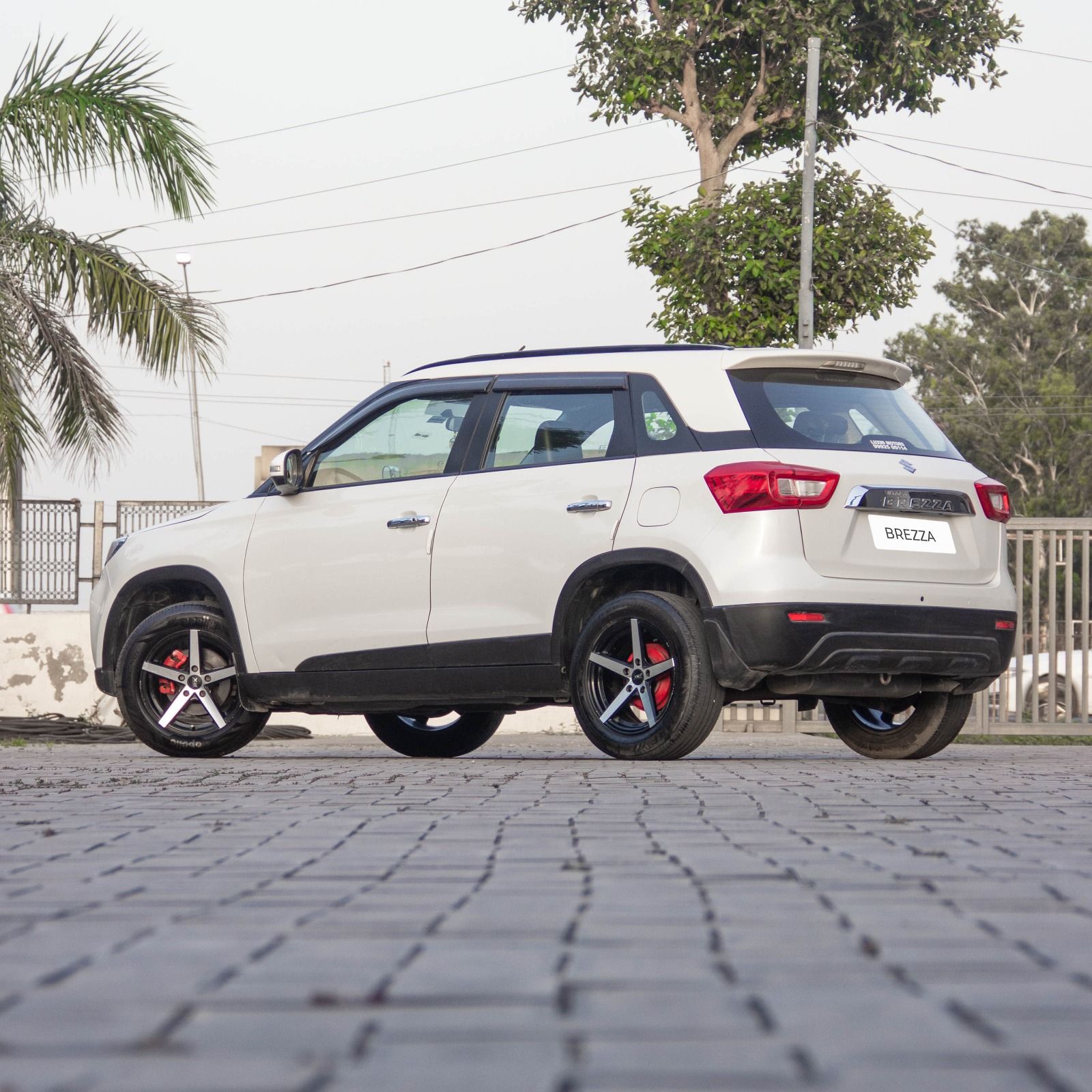 Buy Used Maruti Vitara Brezza VXI of 2020 model @ 7,00,000 INR in ...