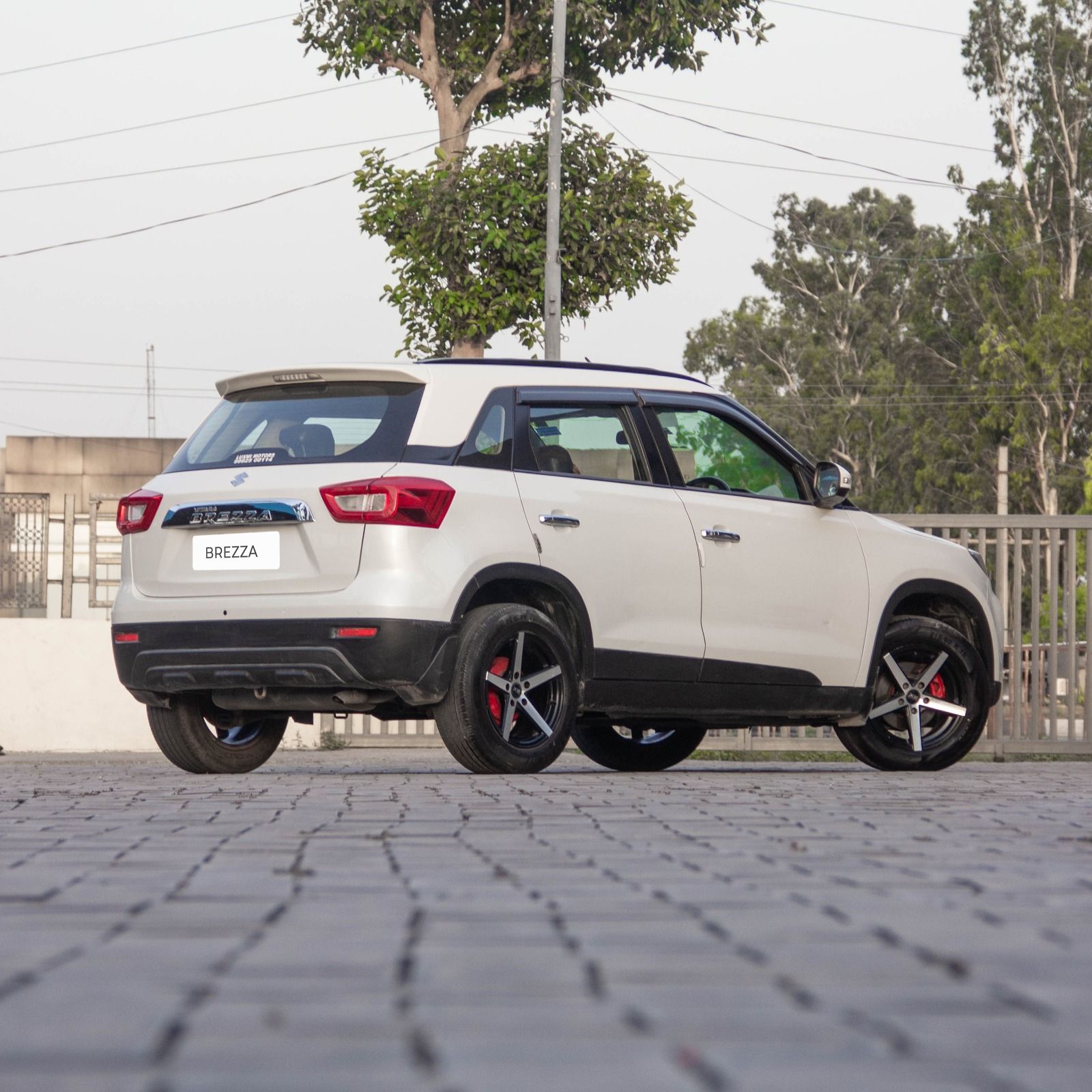 Buy Used Maruti Vitara Brezza VXI of 2020 model @ 7,00,000 INR in ...