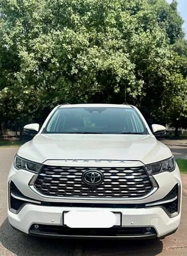2023 Toyota Innova Hycross Finance Available कार नई दिल्ली में ₹31.75 ...