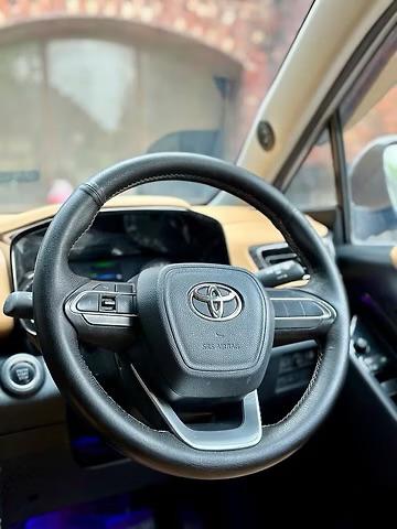 Buy Used Toyota Innova Hycross ZX Optional Hybrid BSVI of 2023 model ...
